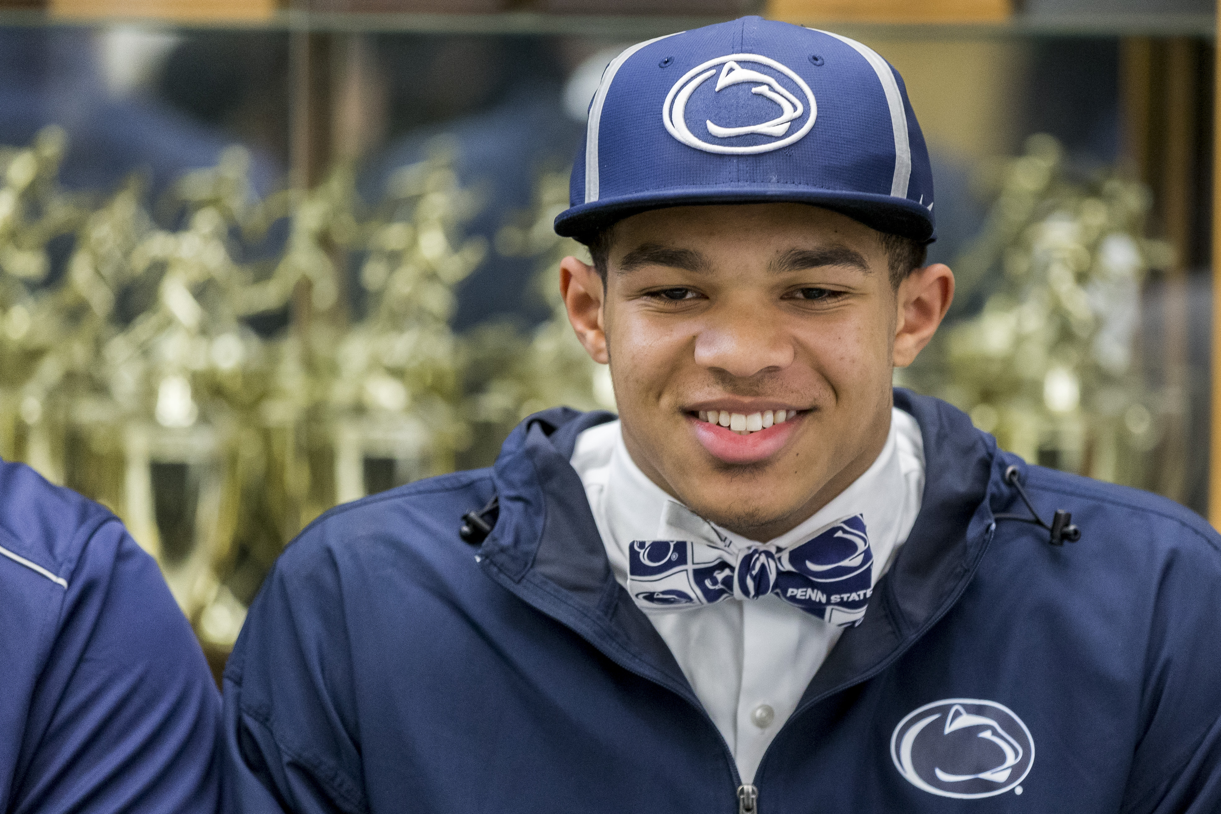 5-star Brandon Smith signs letter of intent to play for Penn State ...