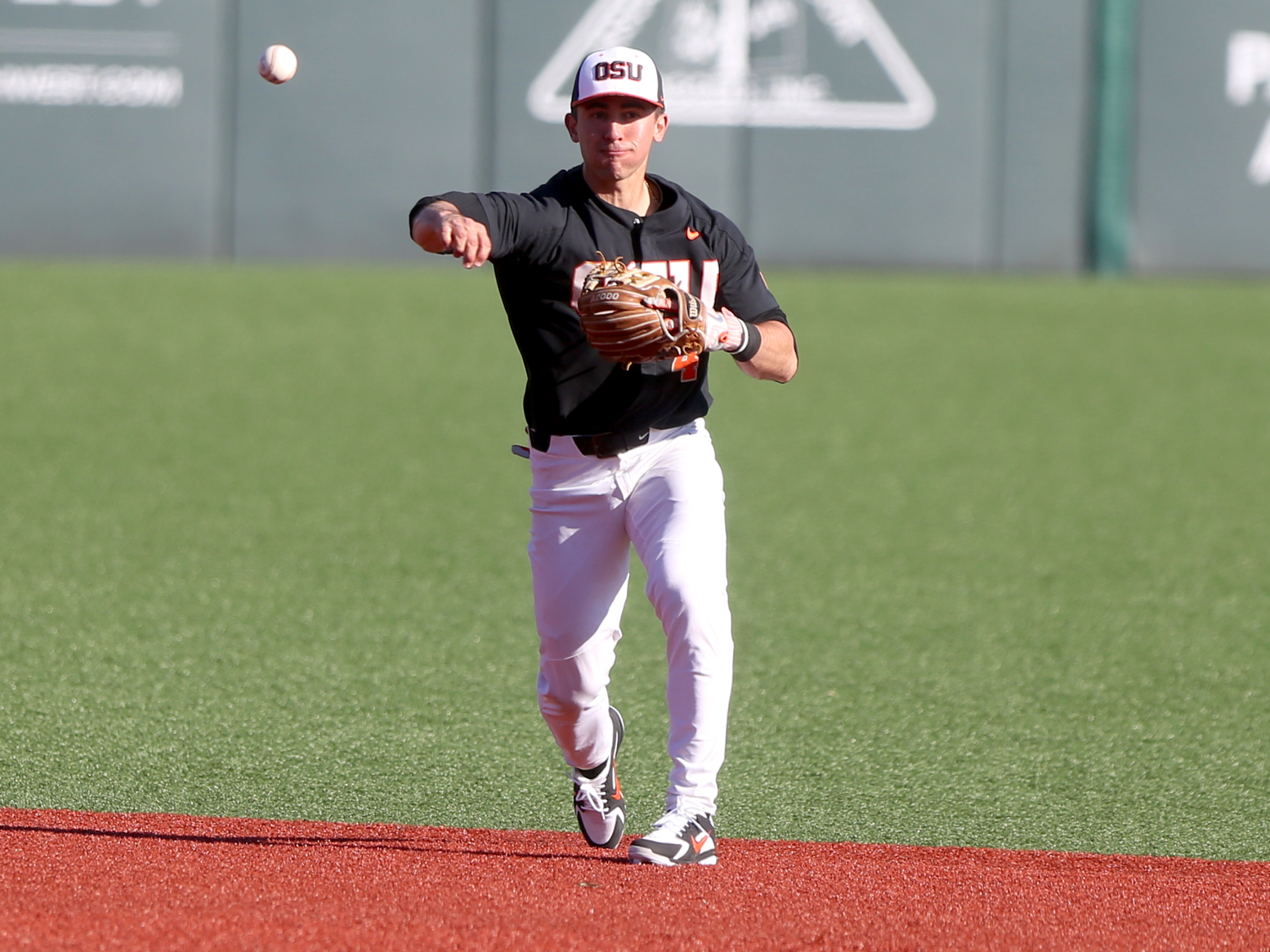 Oregon State Beavers baseball def. West Virginia, 4-2 - oregonlive.com
