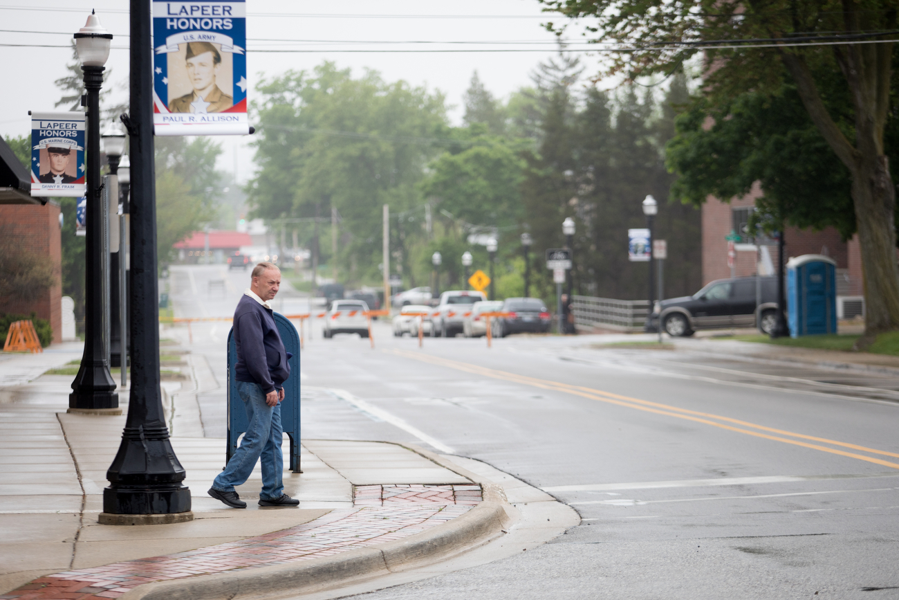 Lapeer Police investigate sewer lines for gasoline leak - mlive.com