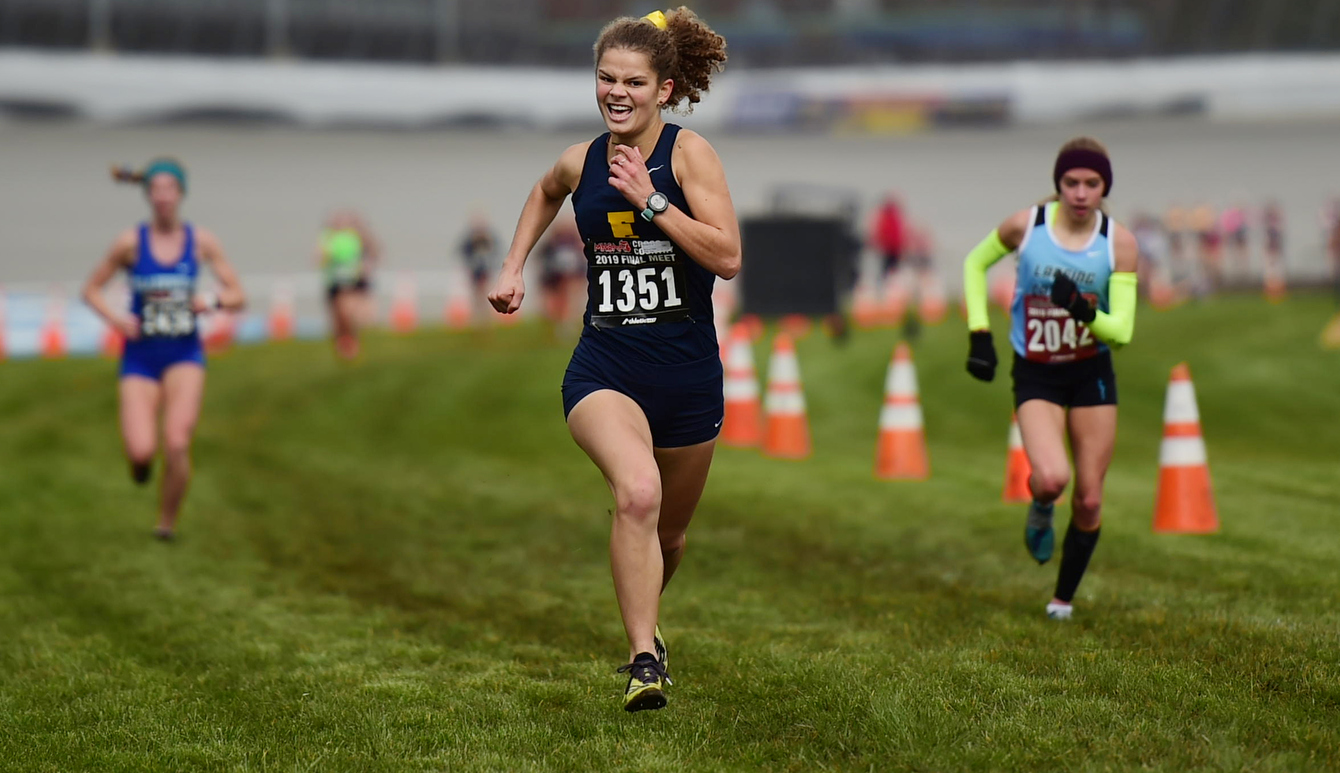 Our favorite 40 photos from the 2019 Michigan high school cross country ...
