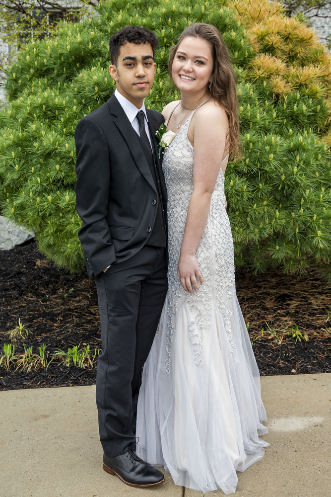 Trinity High School 2019 Prom at West Shore Country Club - pennlive.com