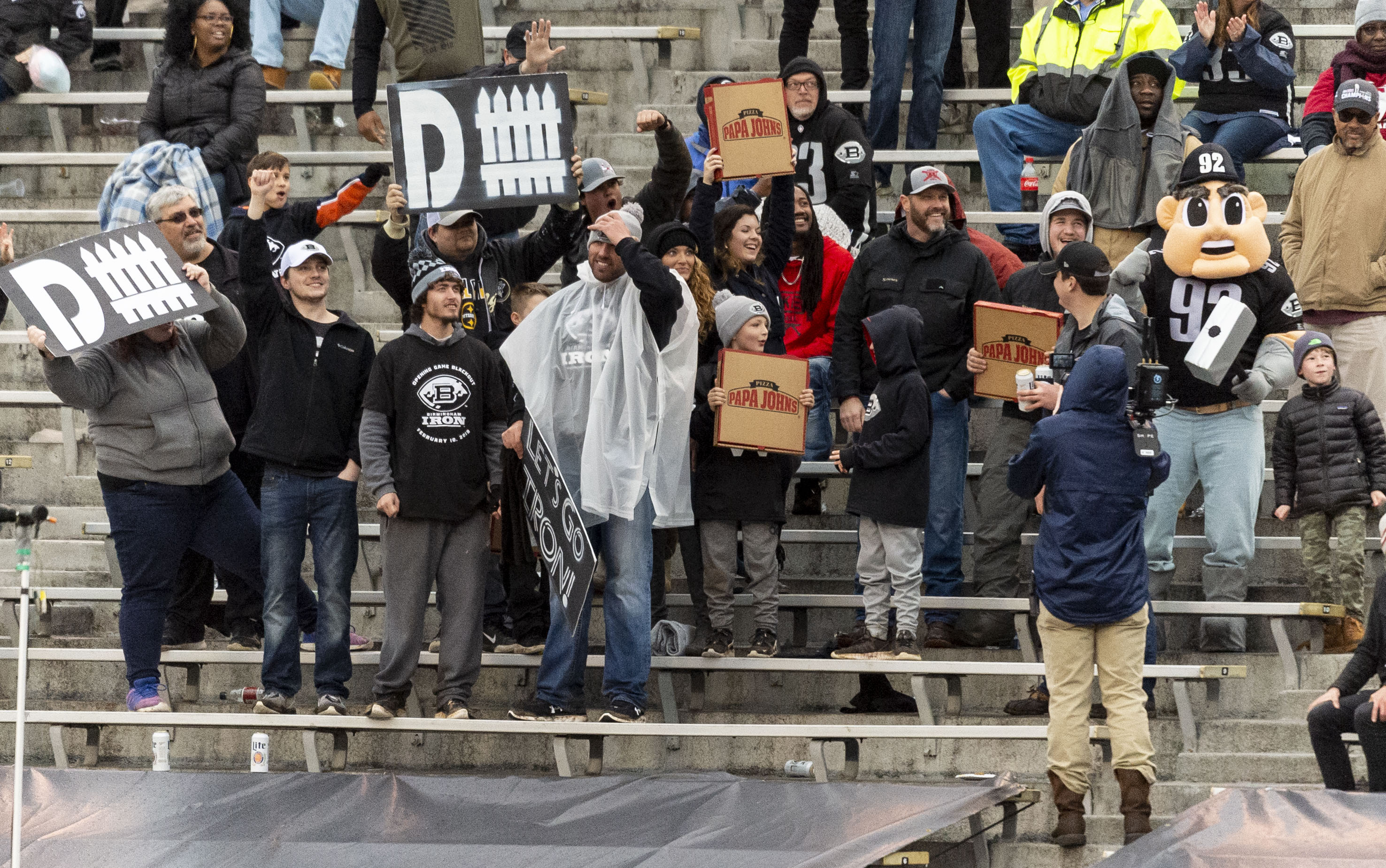 Birmingham Iron vs San Antonio Commanders AAF Football - al.com