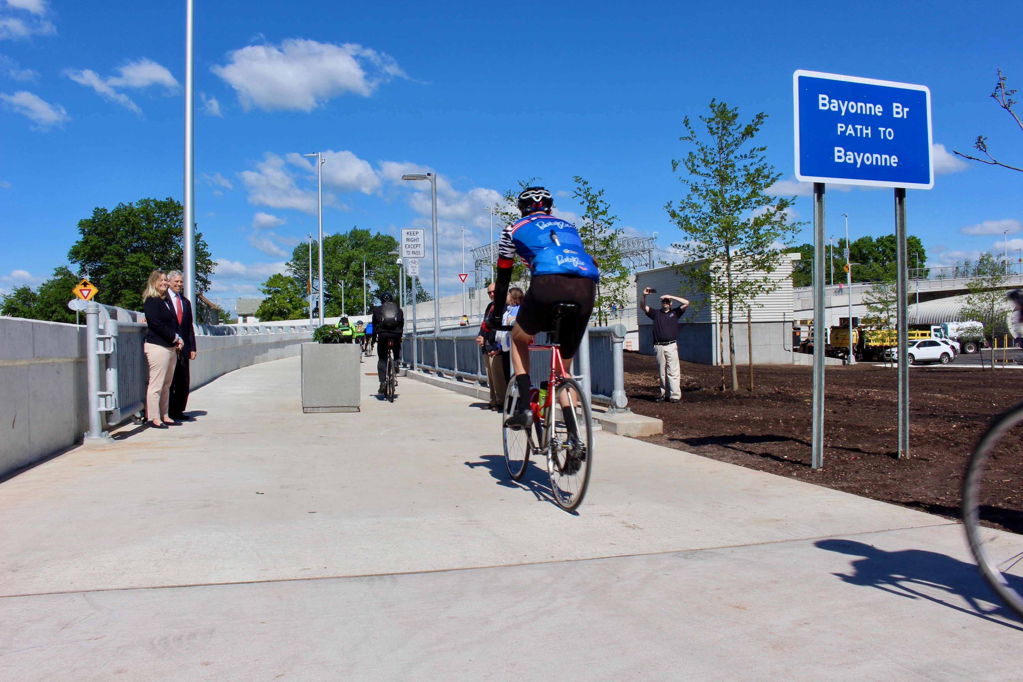 Shared use path for bicyclists, pedestrians open on Bayonne Bridge ...