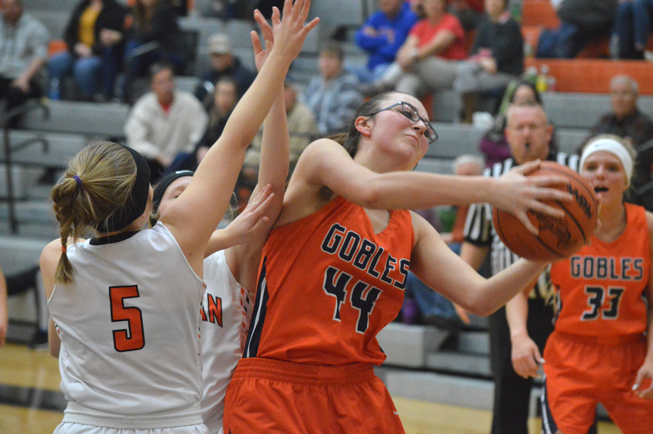 Allegan hosts Gobles in girls basketball matchup - mlive.com