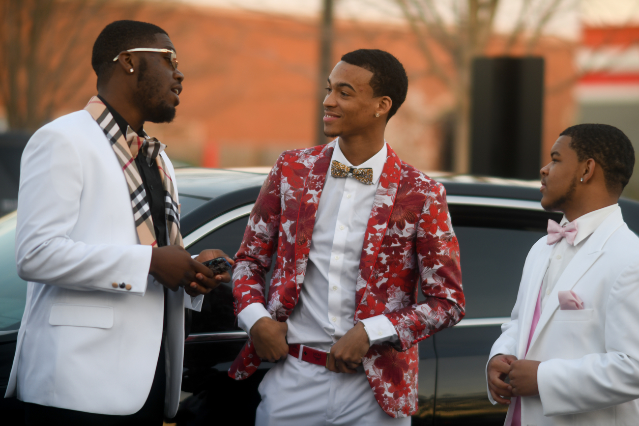 Flint International High School celebrates prom 2019 - mlive.com