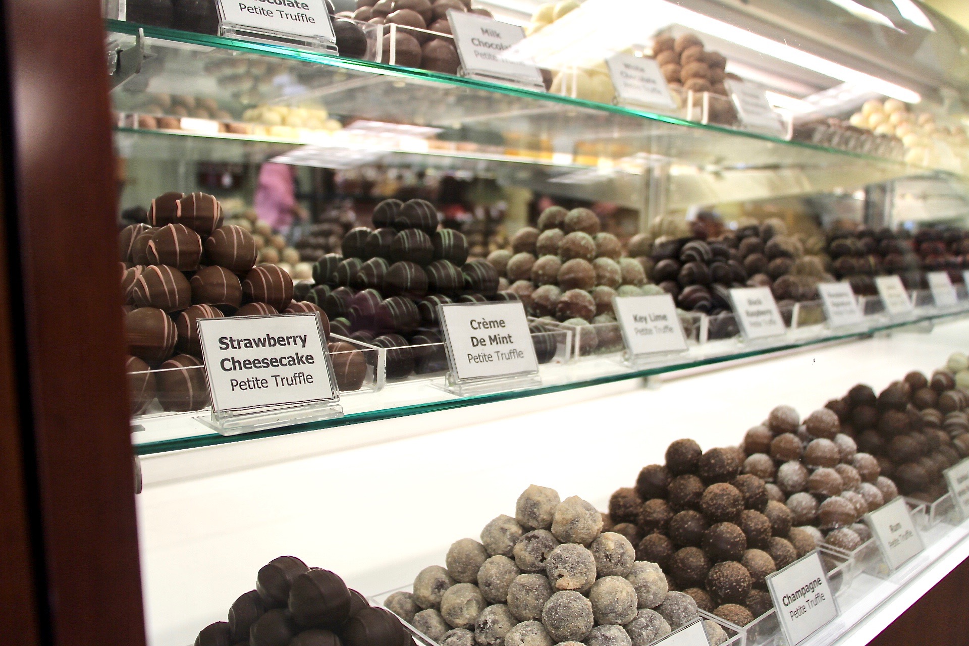 Take a factory tour of Green Mountain Chocolate Co. in Hopedale ...