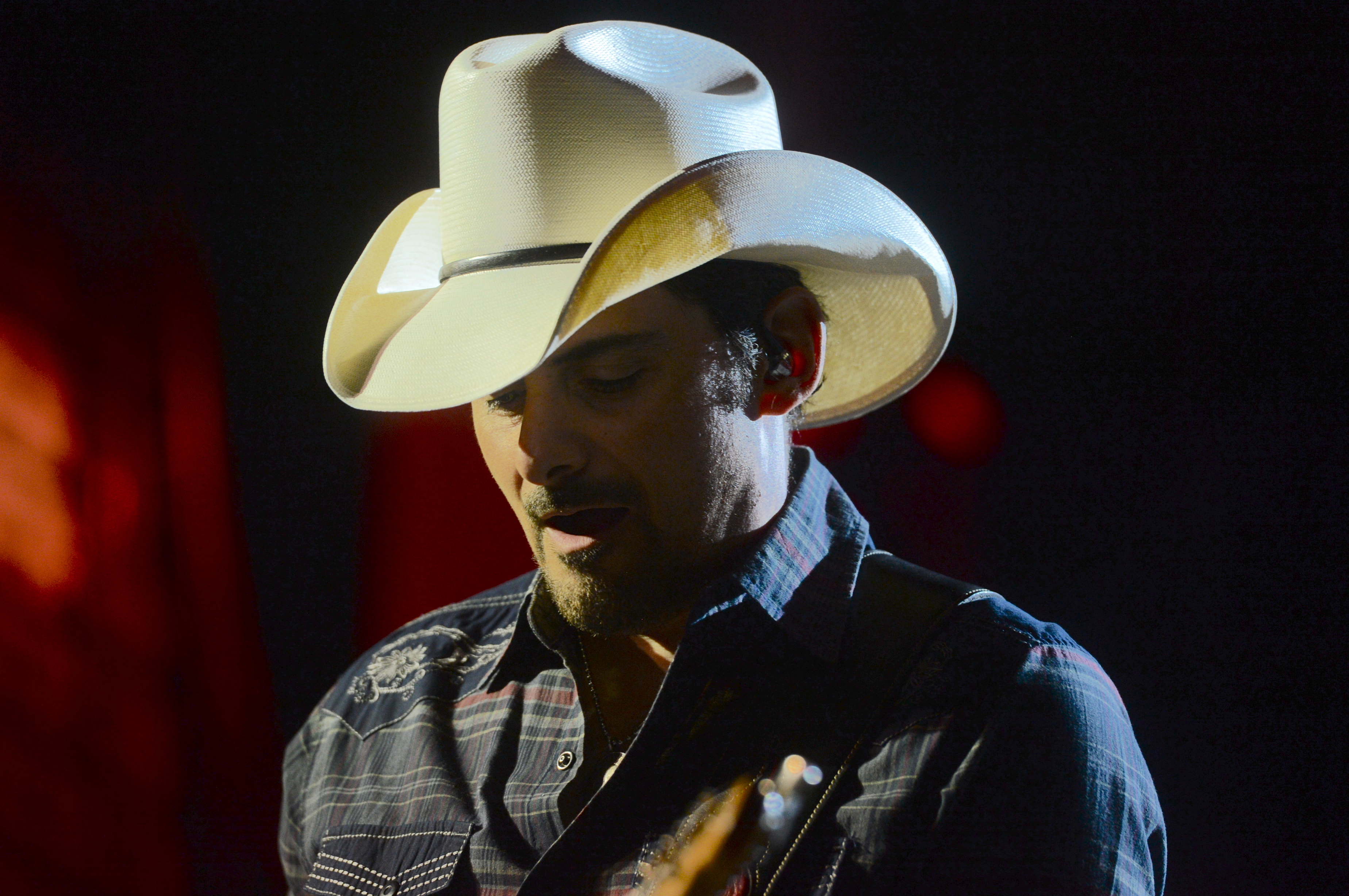 Brad Paisley performs in Syracuse at St. Joe's Amp - syracuse.com