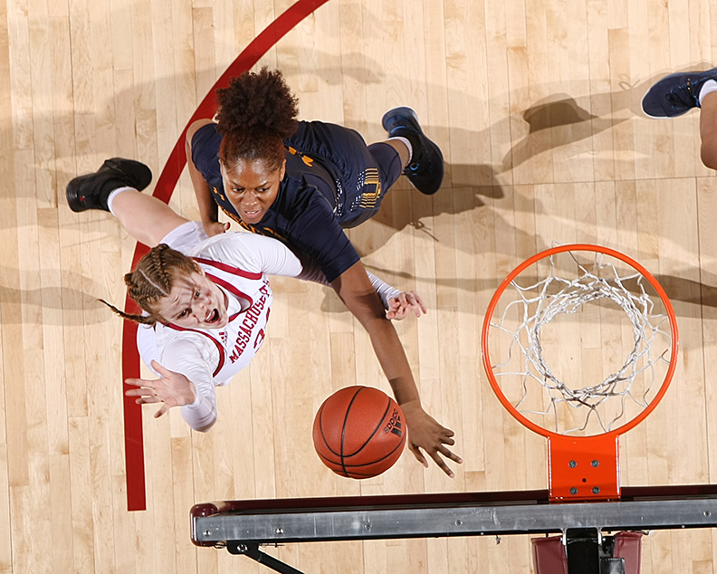 UMass Women's Basketball vs LaSalle 1/15/20 - masslive.com