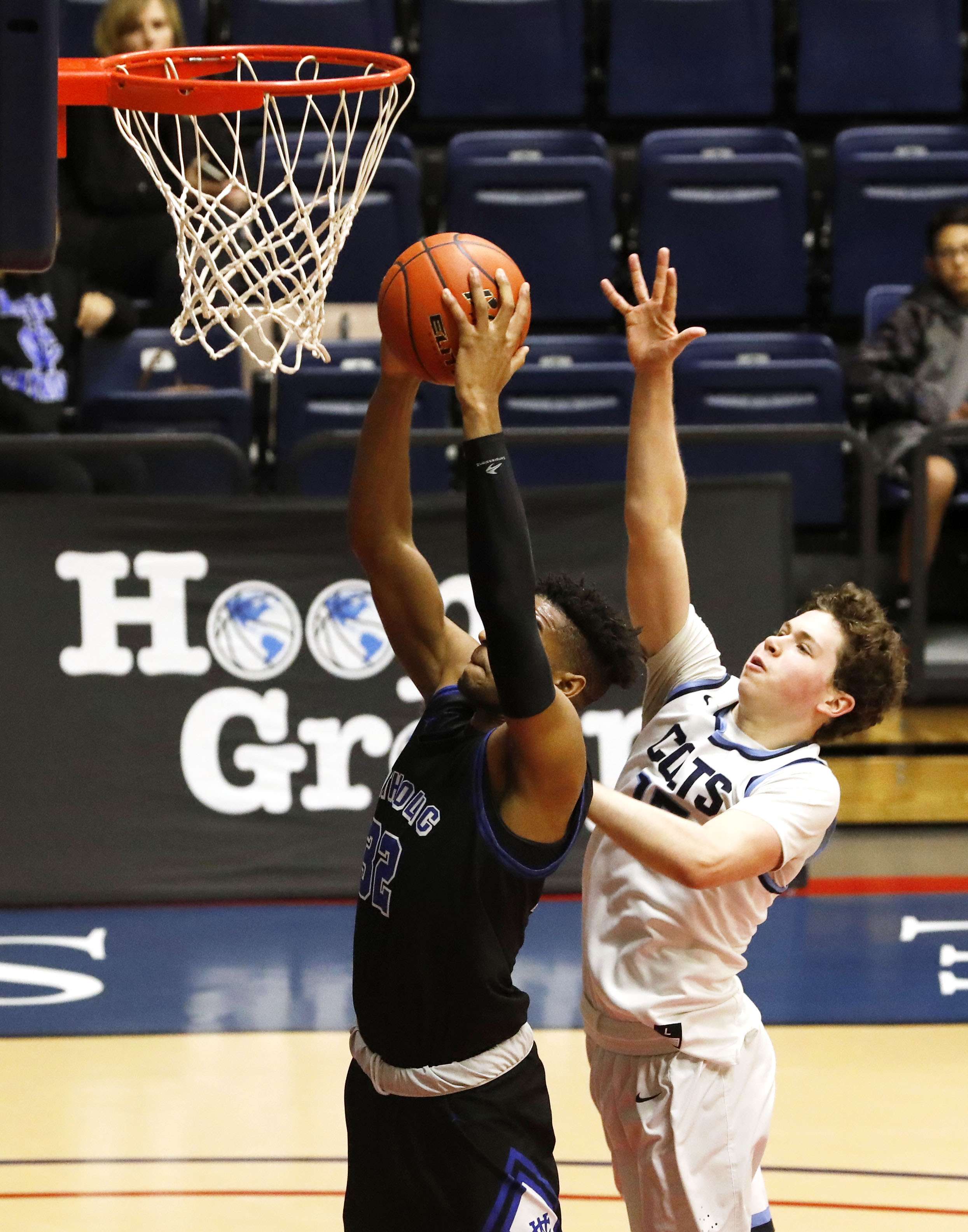 Boys Basketball: No. 6 Wildwood Catholic takes on CBA in Boardwalk ...