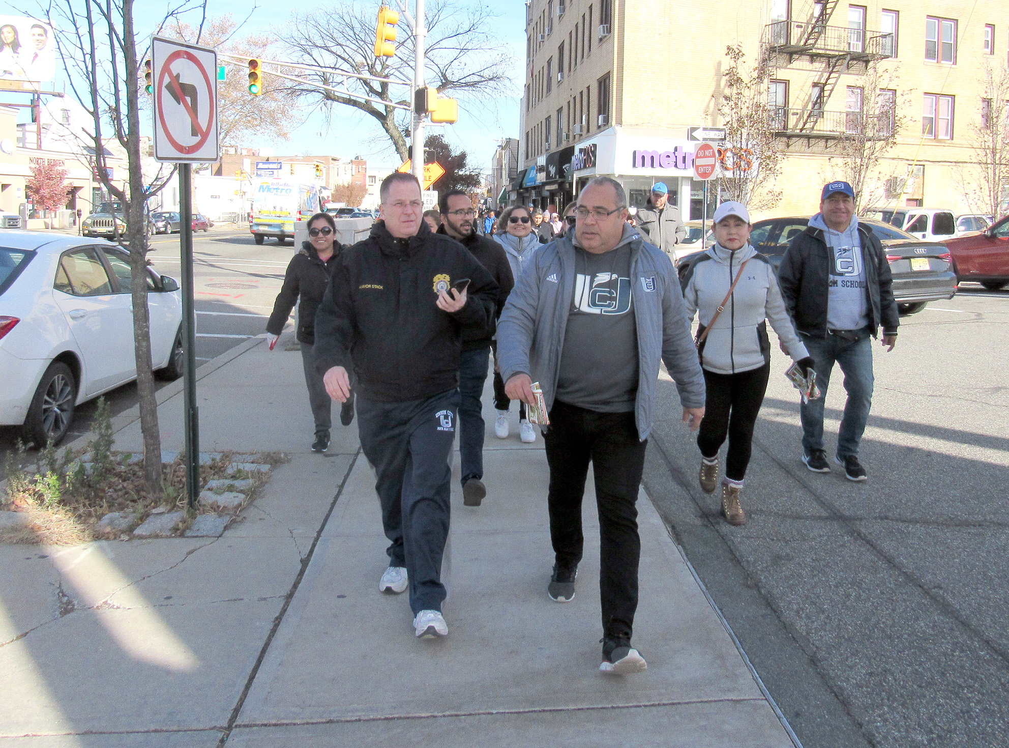 Union City mayor's civic association distributes more than 26,000 ...