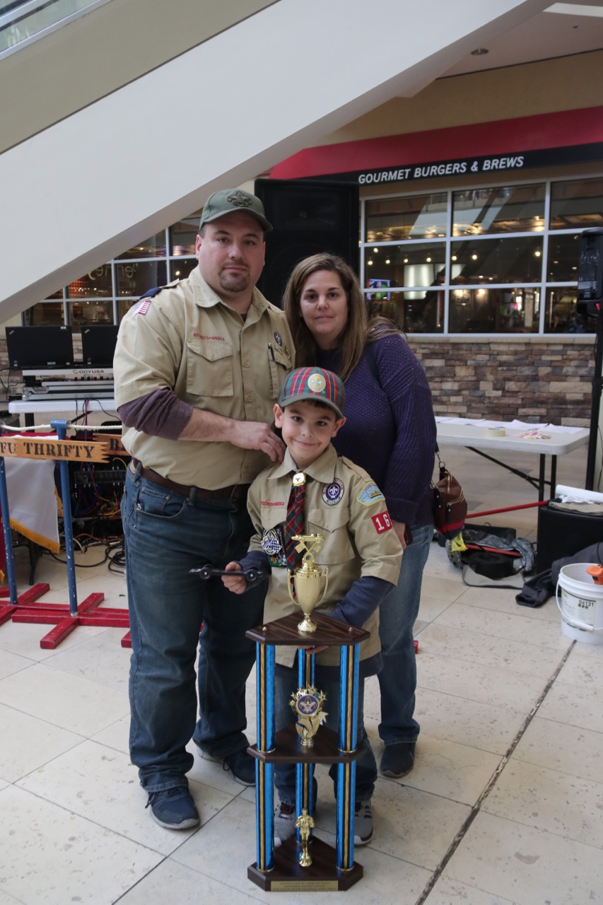 Staten Island Cub Scouts race cars at Pinewood Derby - silive.com