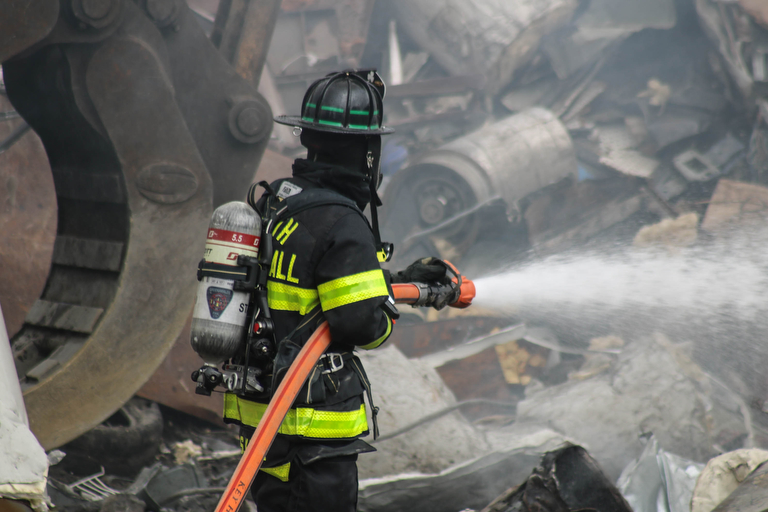 Salvage yard fire sends thick smoke into the air - lehighvalleylive.com