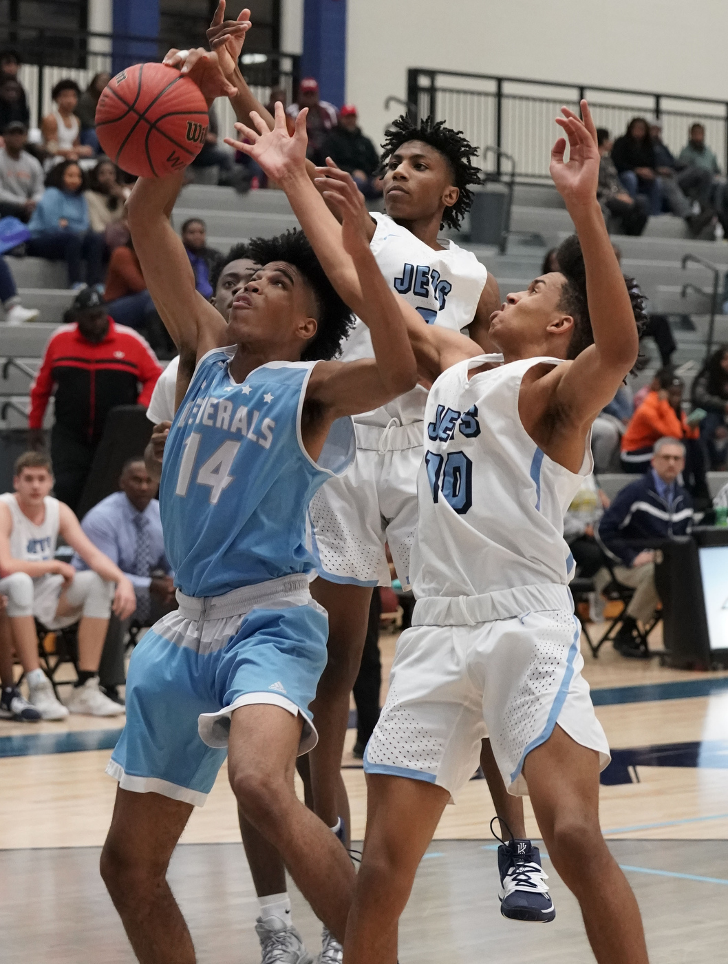 Lee vs. James Clemens basketball 12.3.2019 - al.com