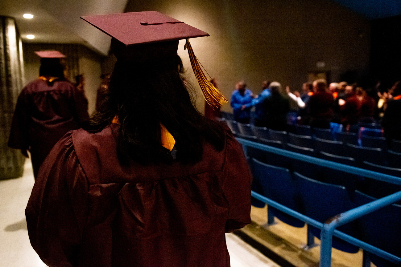 Huron Valley Women's Prison inmates graduate with associate's degrees ...