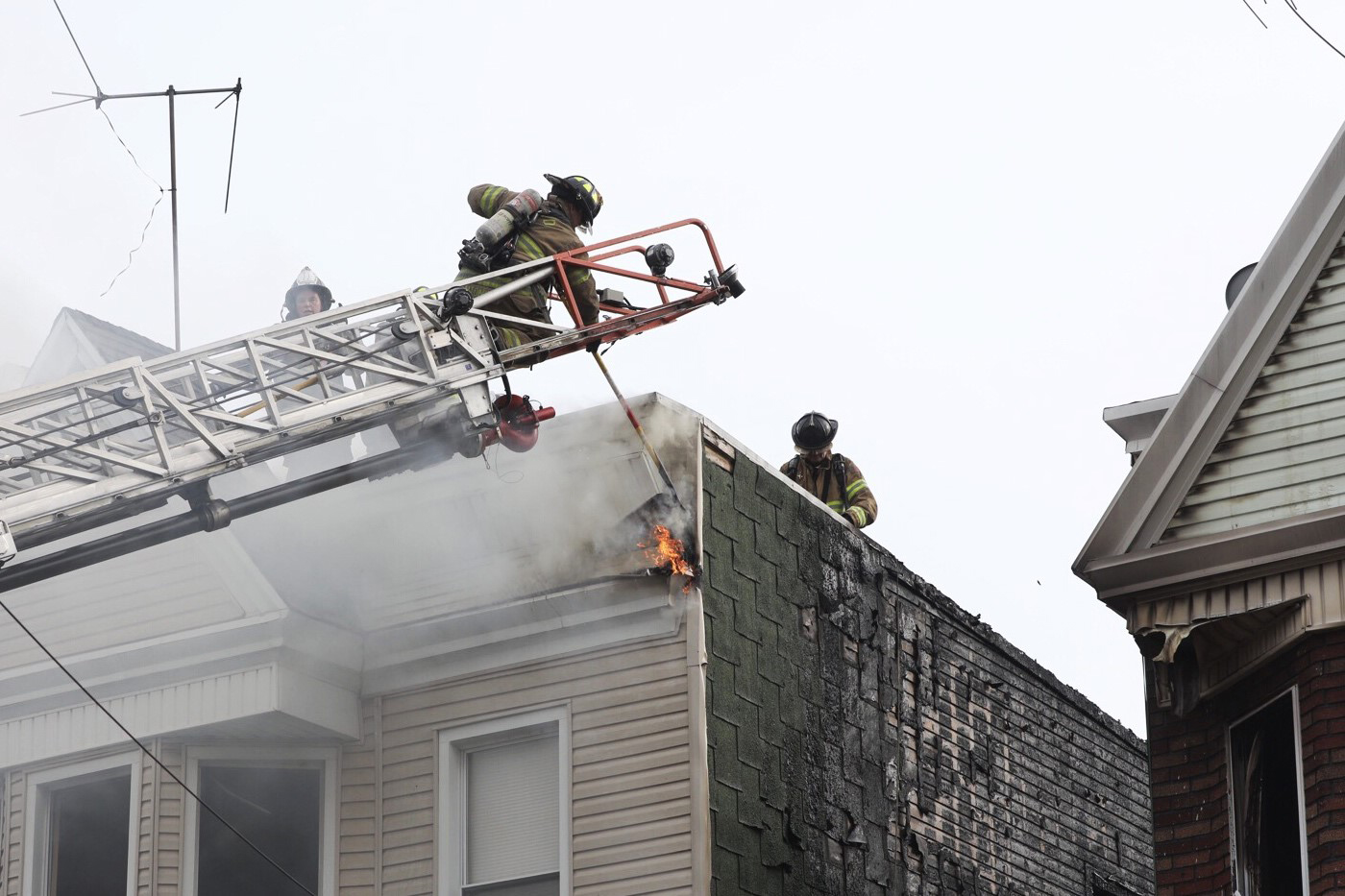 2-alarm blaze on Clinton Avenue, Jersey City, March 24, 2019 - nj.com