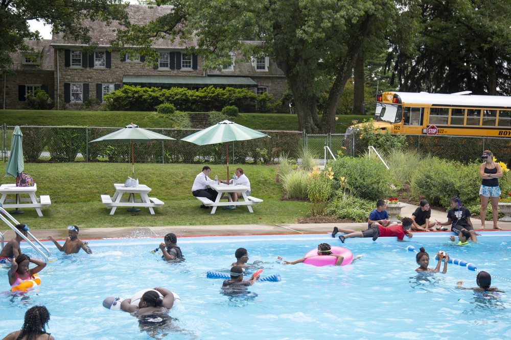 Pennsylvania's Lt. Gov. John Fetterman opens pool to school children ...
