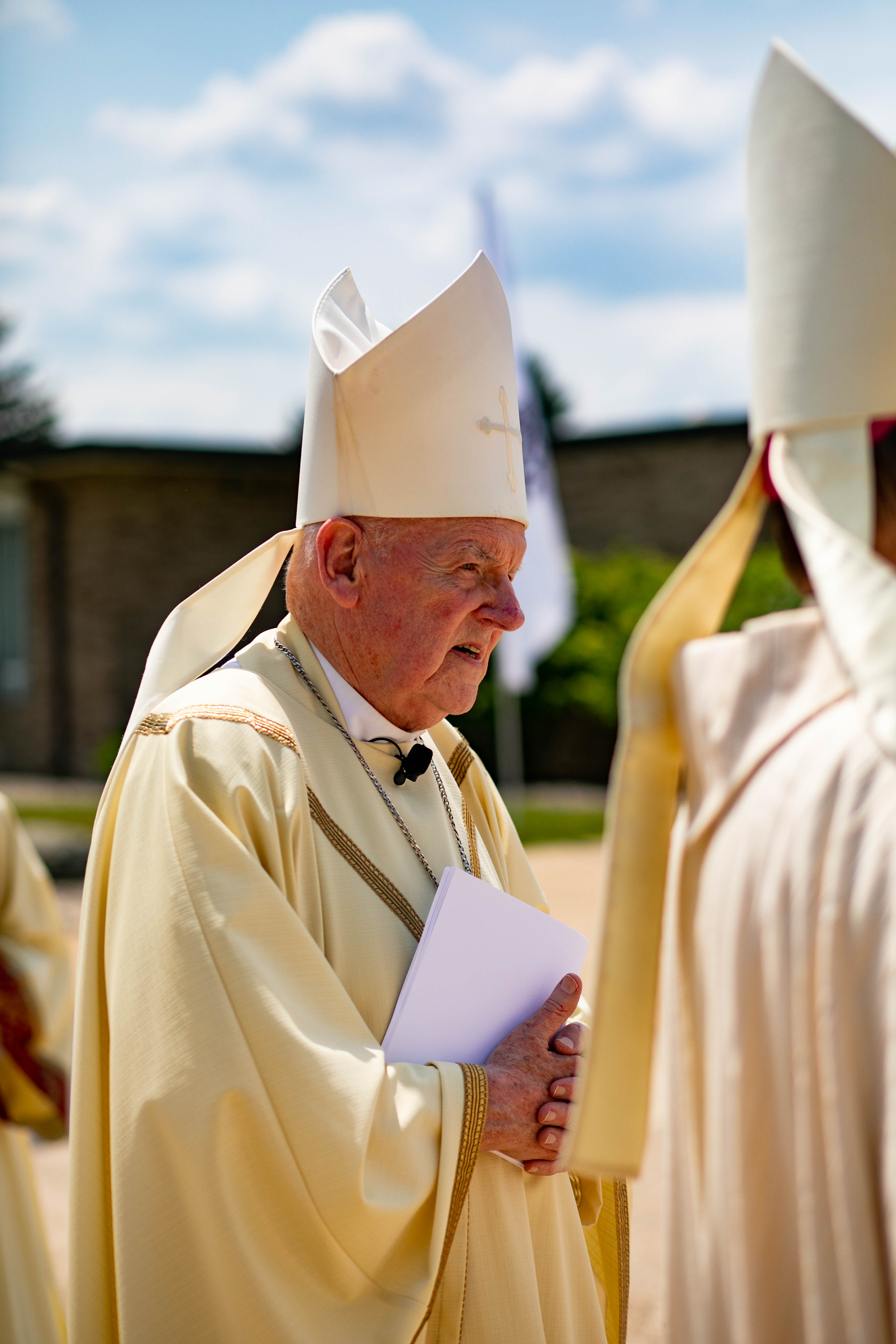 Bishop Robert Gruss installed as the new Bishop of Saginaw - mlive.com