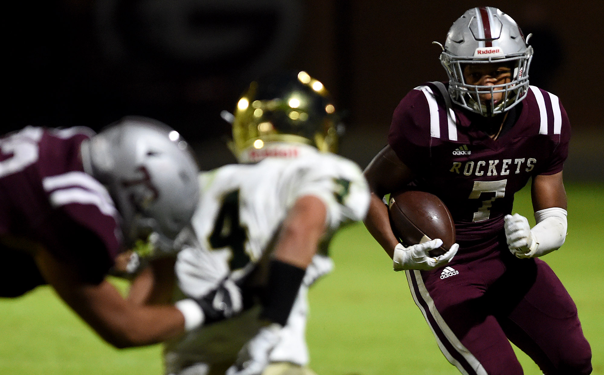Mountain Brook vs. Gardendale football - al.com