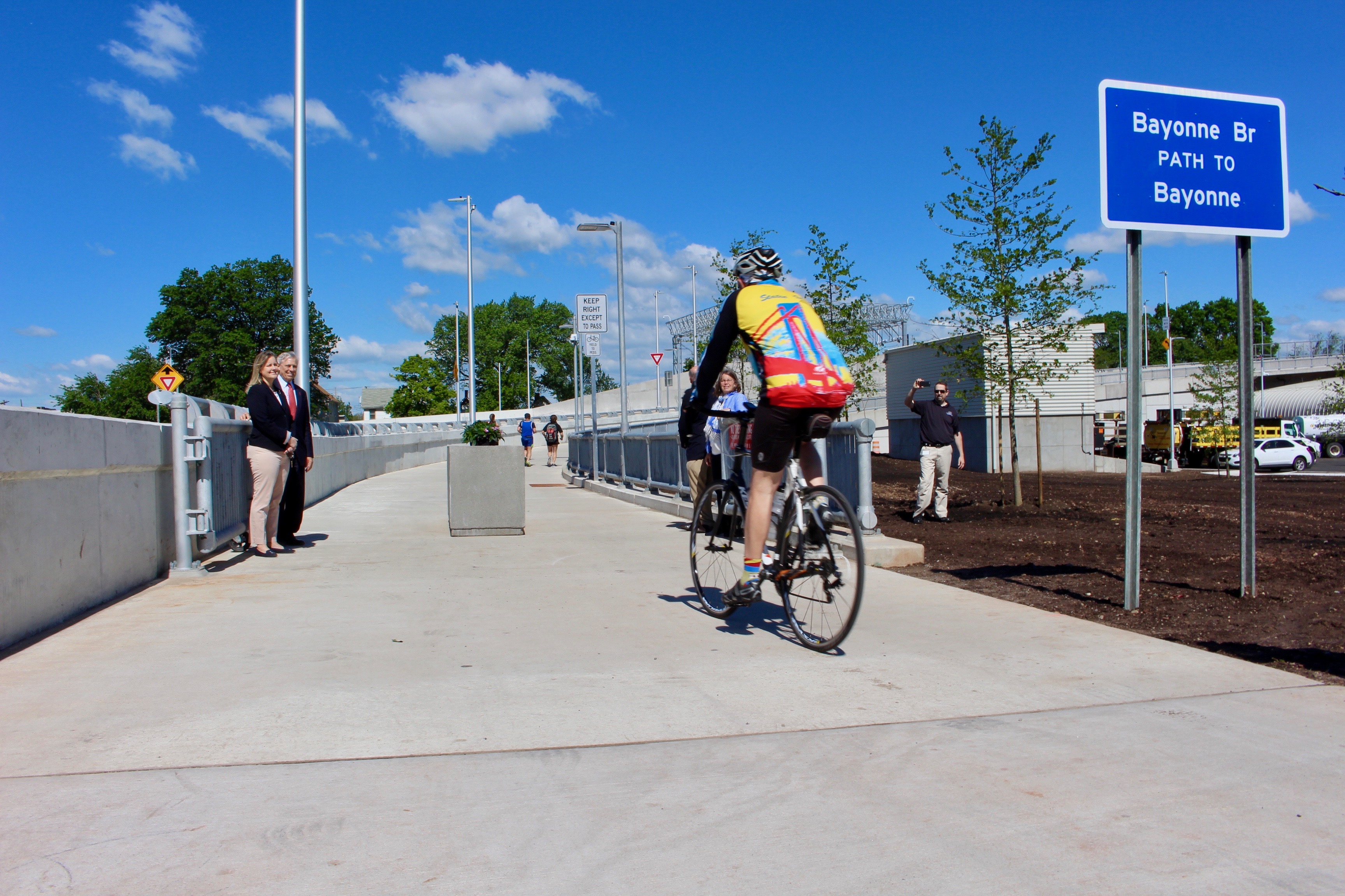 Shared use path for bicyclists, pedestrians open on Bayonne Bridge ...