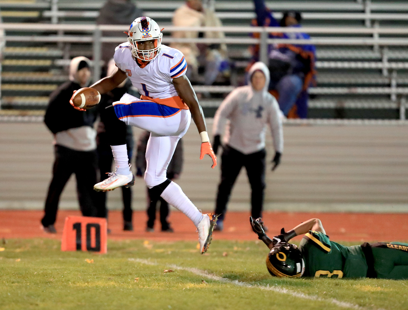 Millville football defeats Clearview 32-24 in the South Jersey Group 4 ...