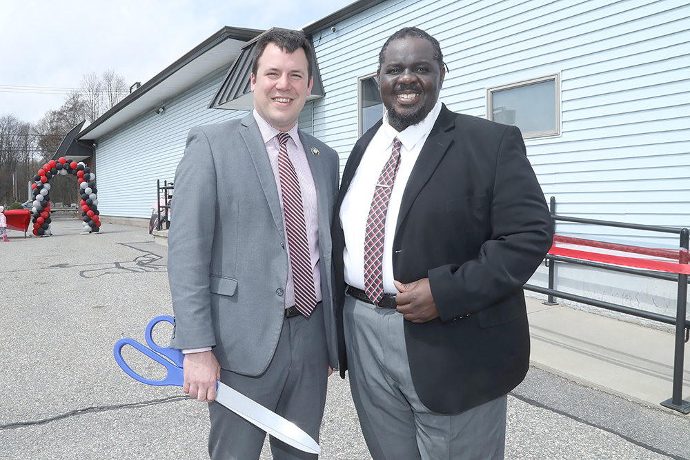 Seen@ The Grand Opening and Ribbon Cutting of the DREAM Studios new ...