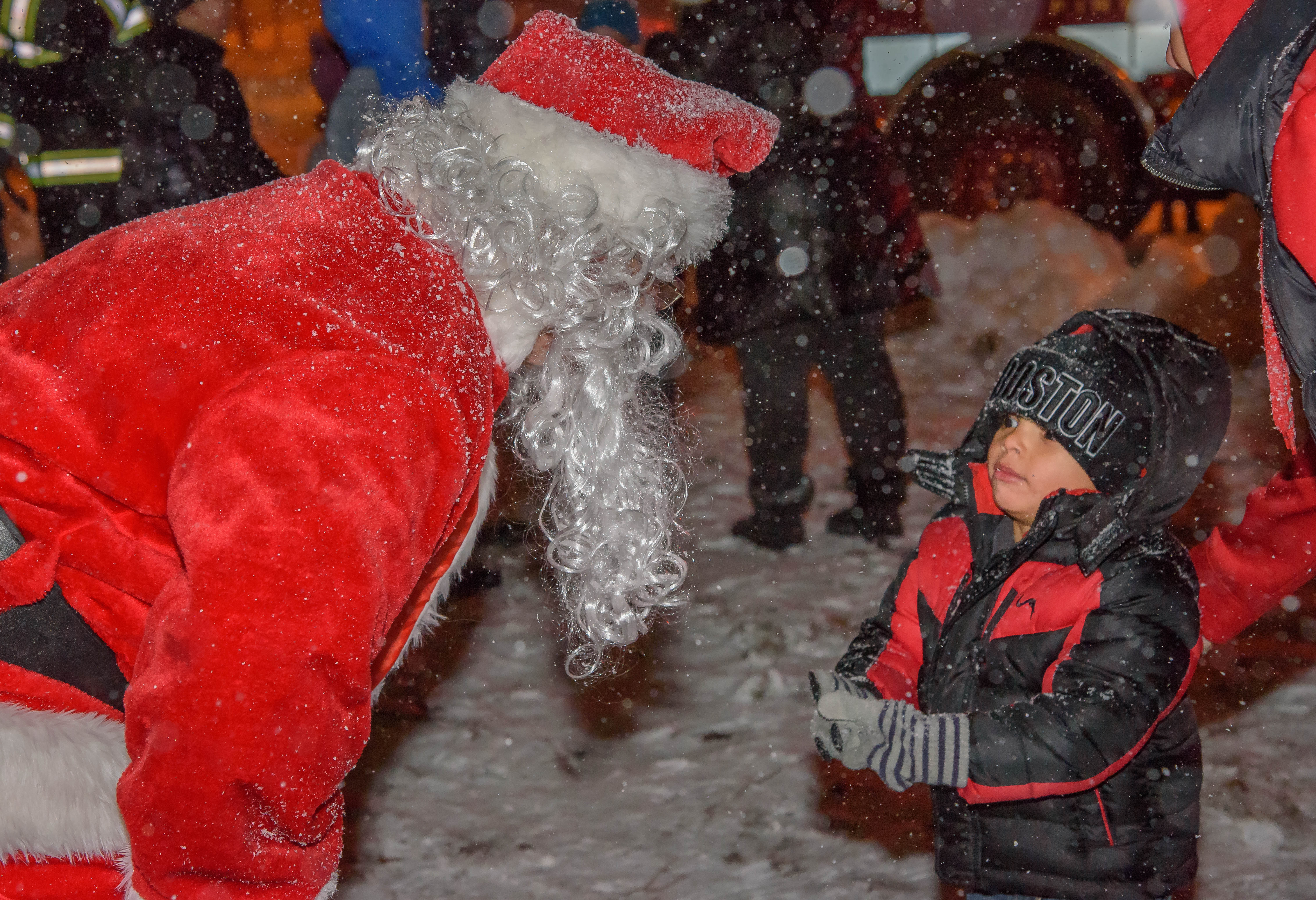 Snow, Santa bring together Springfield’s Forest Park residents for 7th ...