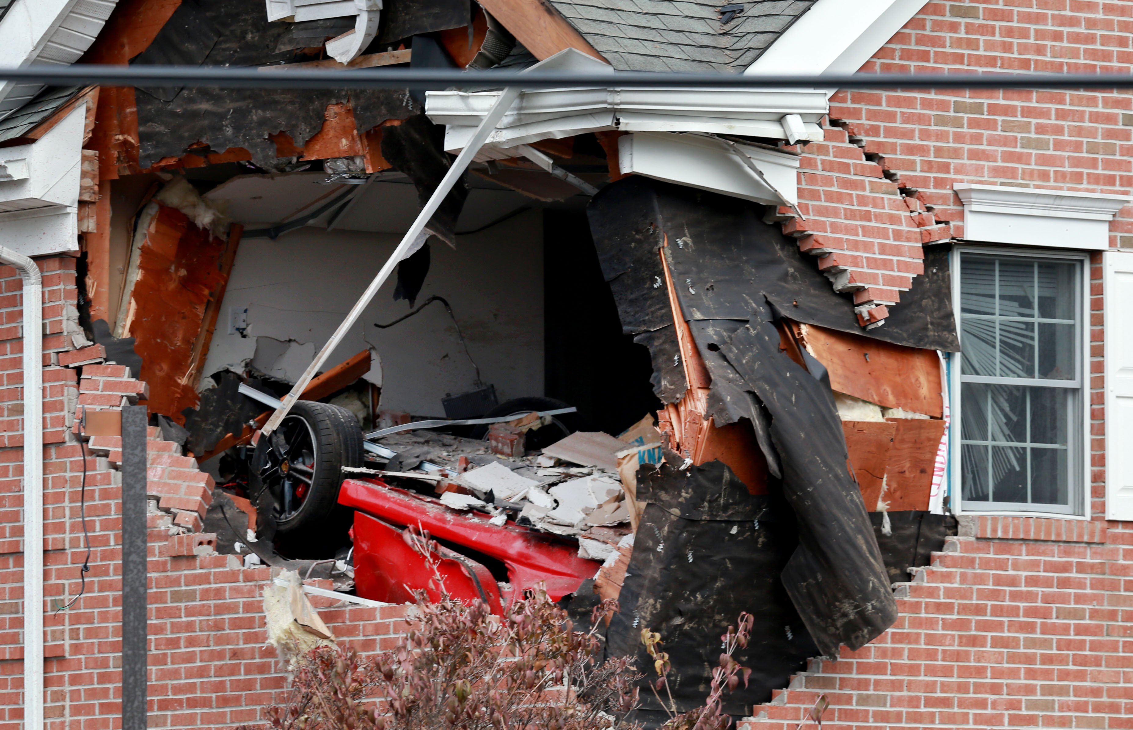 Porsche crashes into SECOND FLOOR of building | VW Vortex - Volkswagen ...