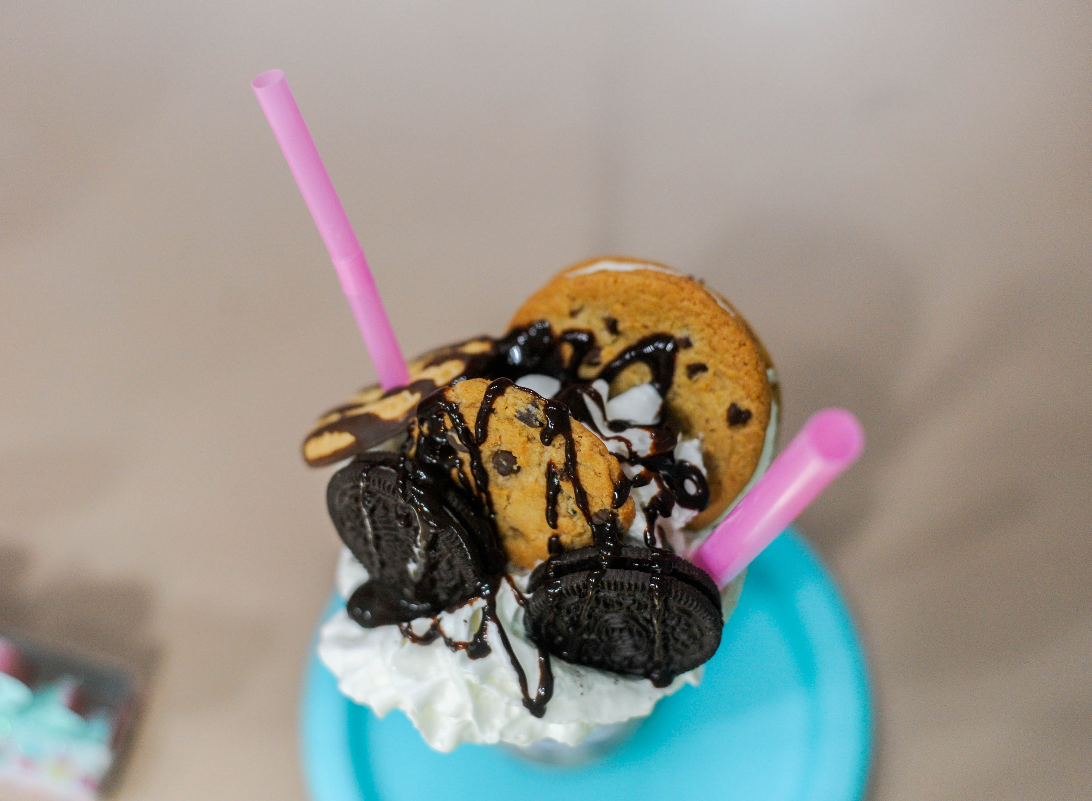 R.J.'s Heavenly Delights opens new location, offers 'crazy shakes ...
