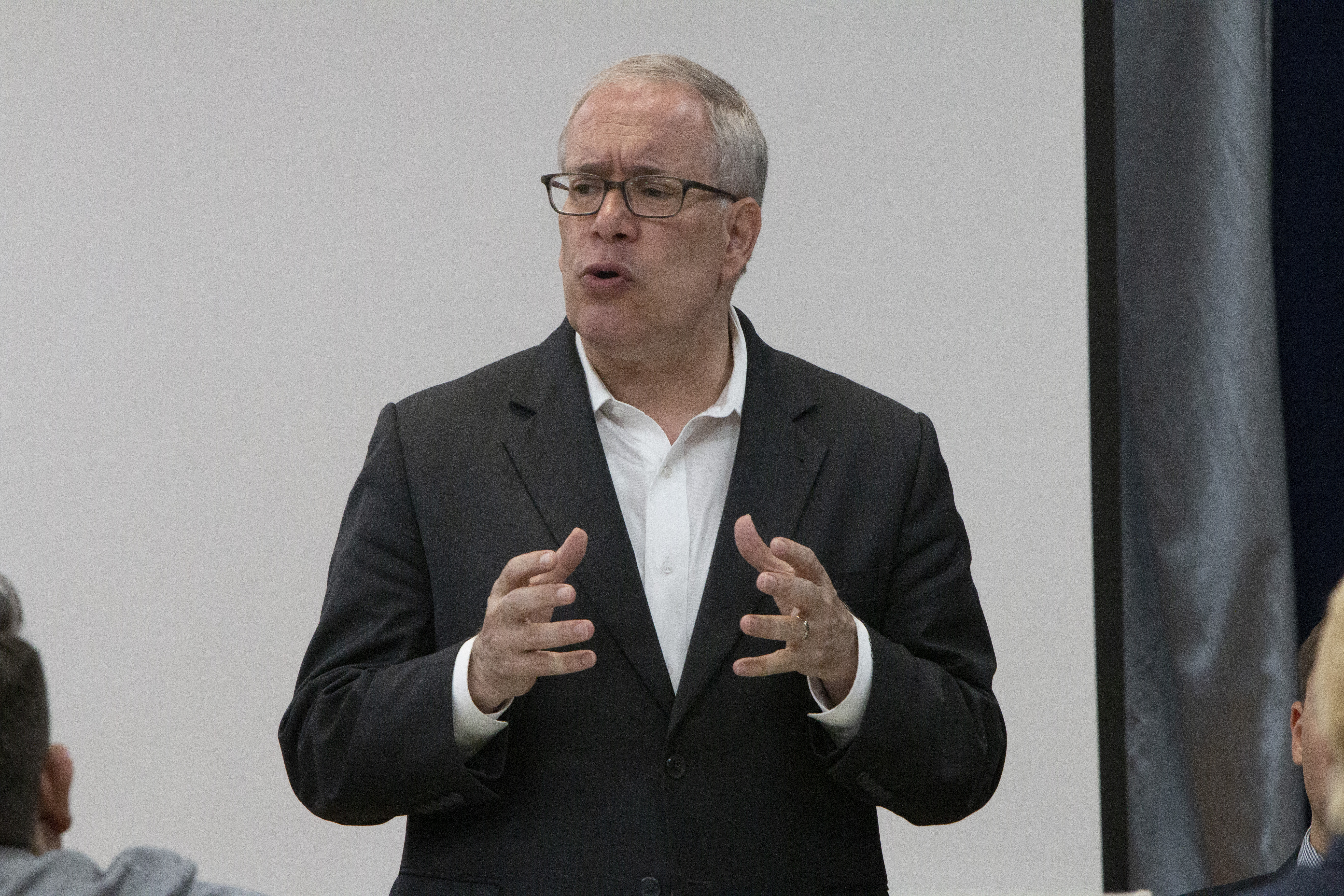 City comptroller focuses on local issues in Staten Island visit ...