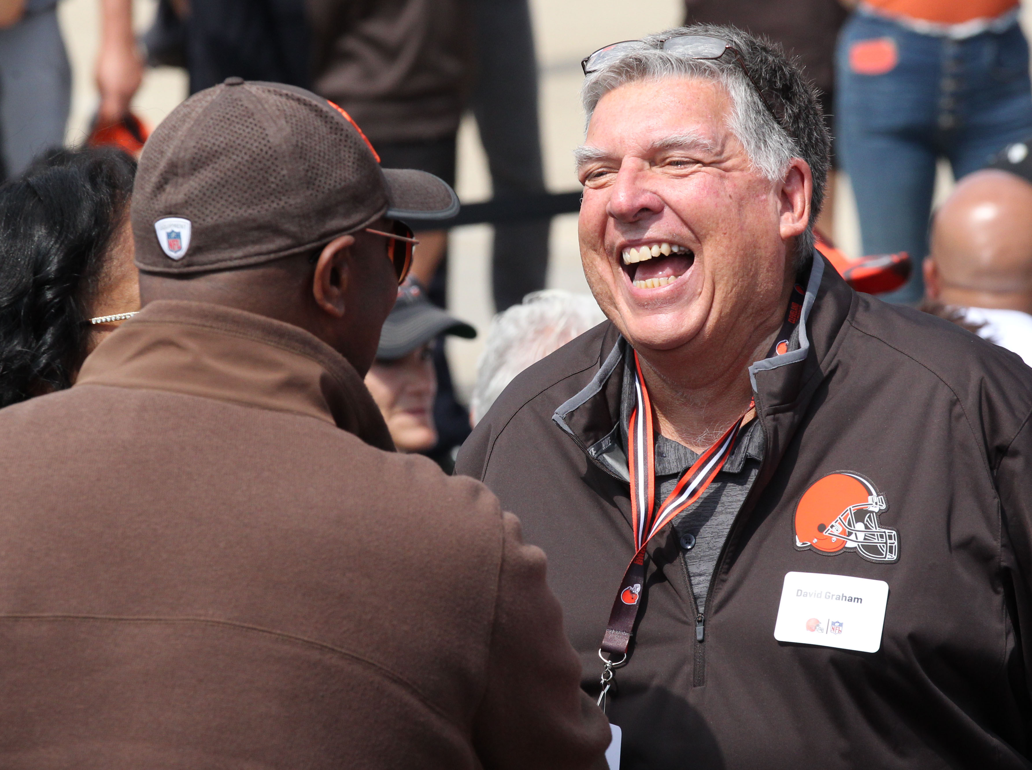 Cleveland Browns unveil bronze Otto Graham staue at FirstEnergy Stadium ...