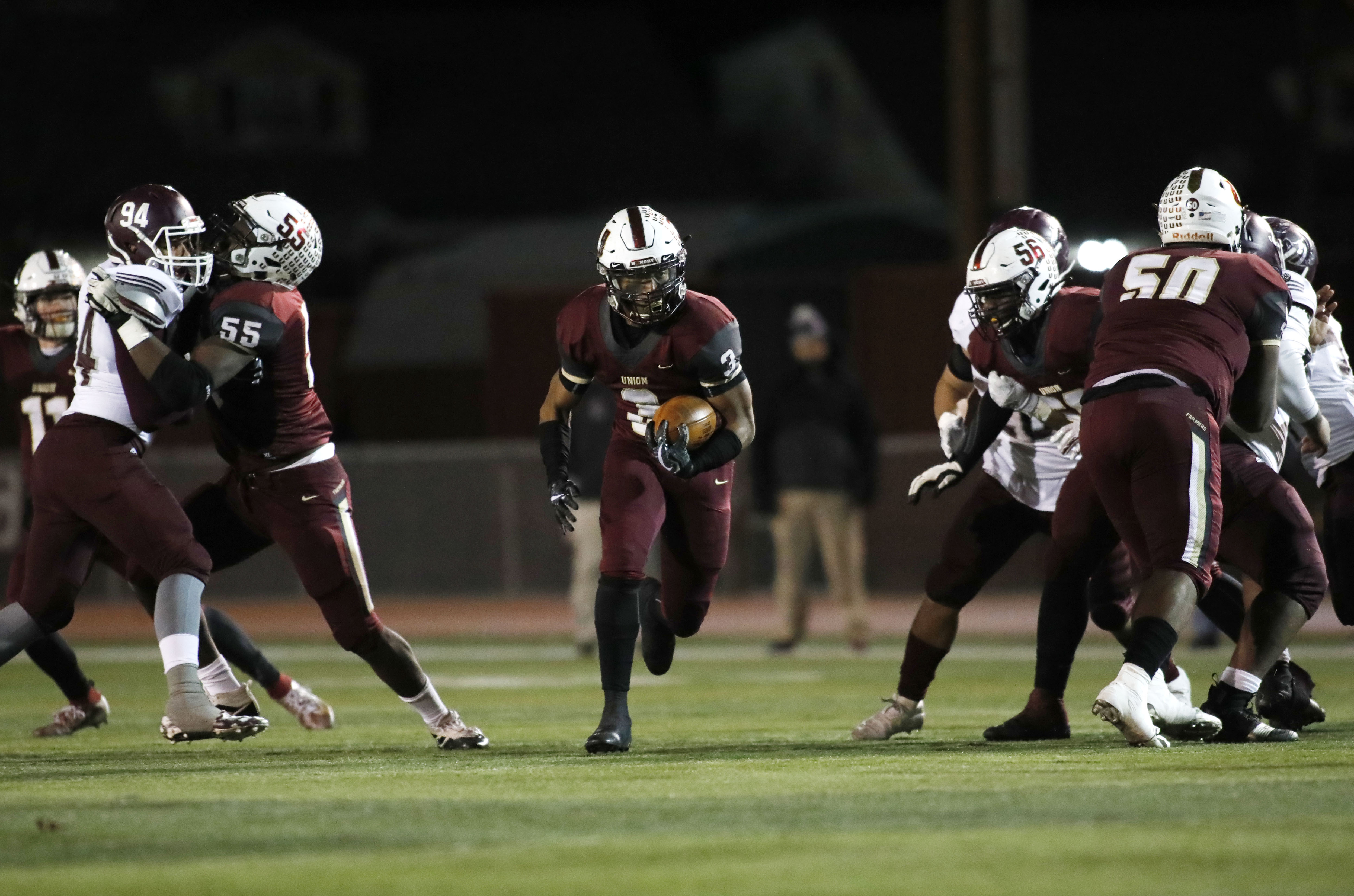 Top photos from Round 3 of the N.J. football playoffs - nj.com