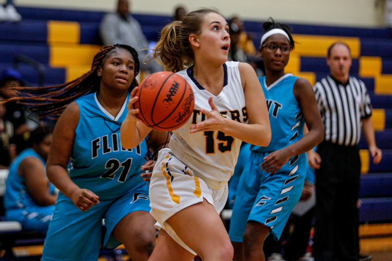 Burton Bendle Tigers defeat Flint Jaguars 41-26 - mlive.com