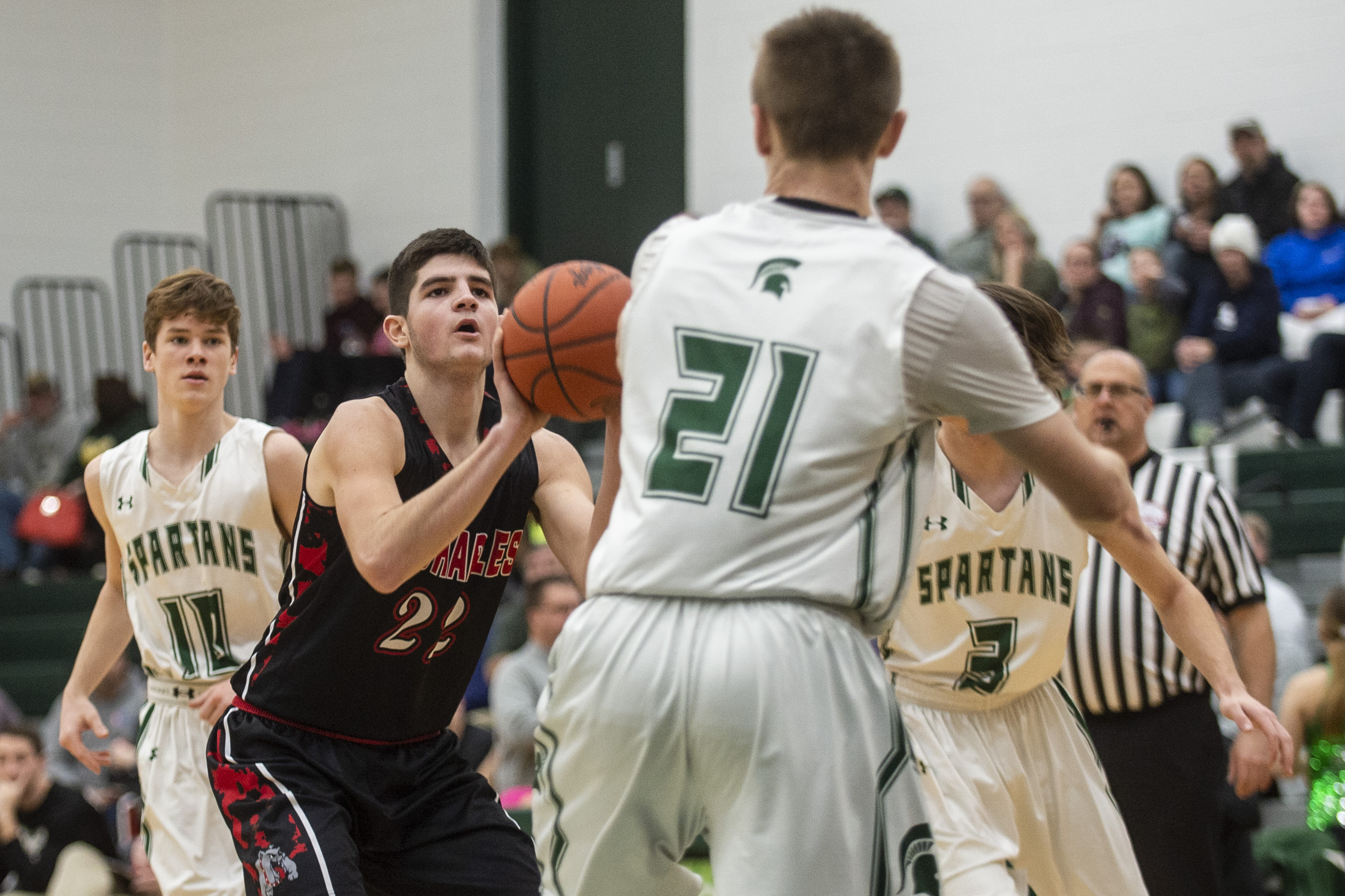 Pinconning takes down St. Charles in overtime boys basketball - mlive.com