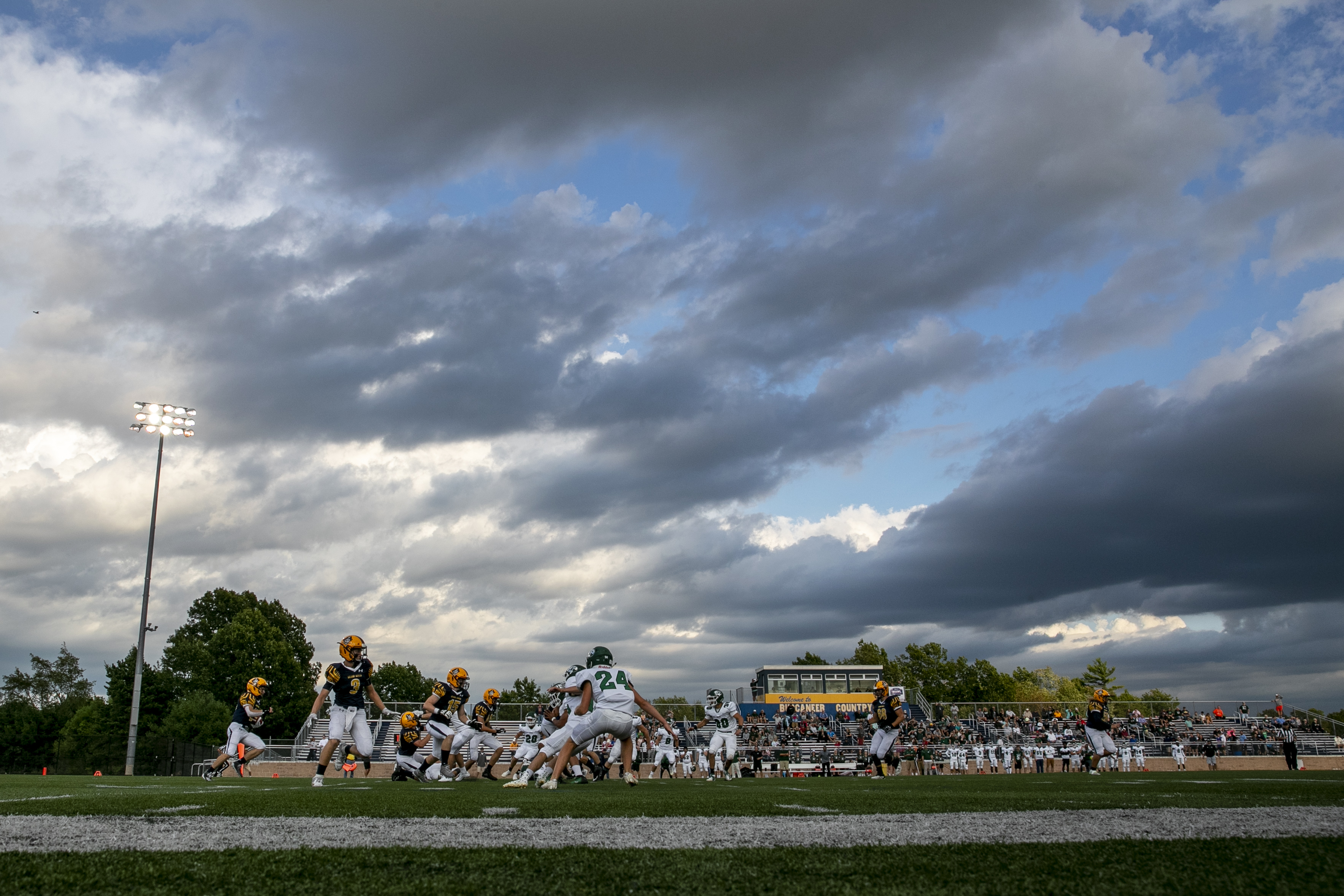 Muskegon-area Week 6 football picks: How can you lose with Snooze ...