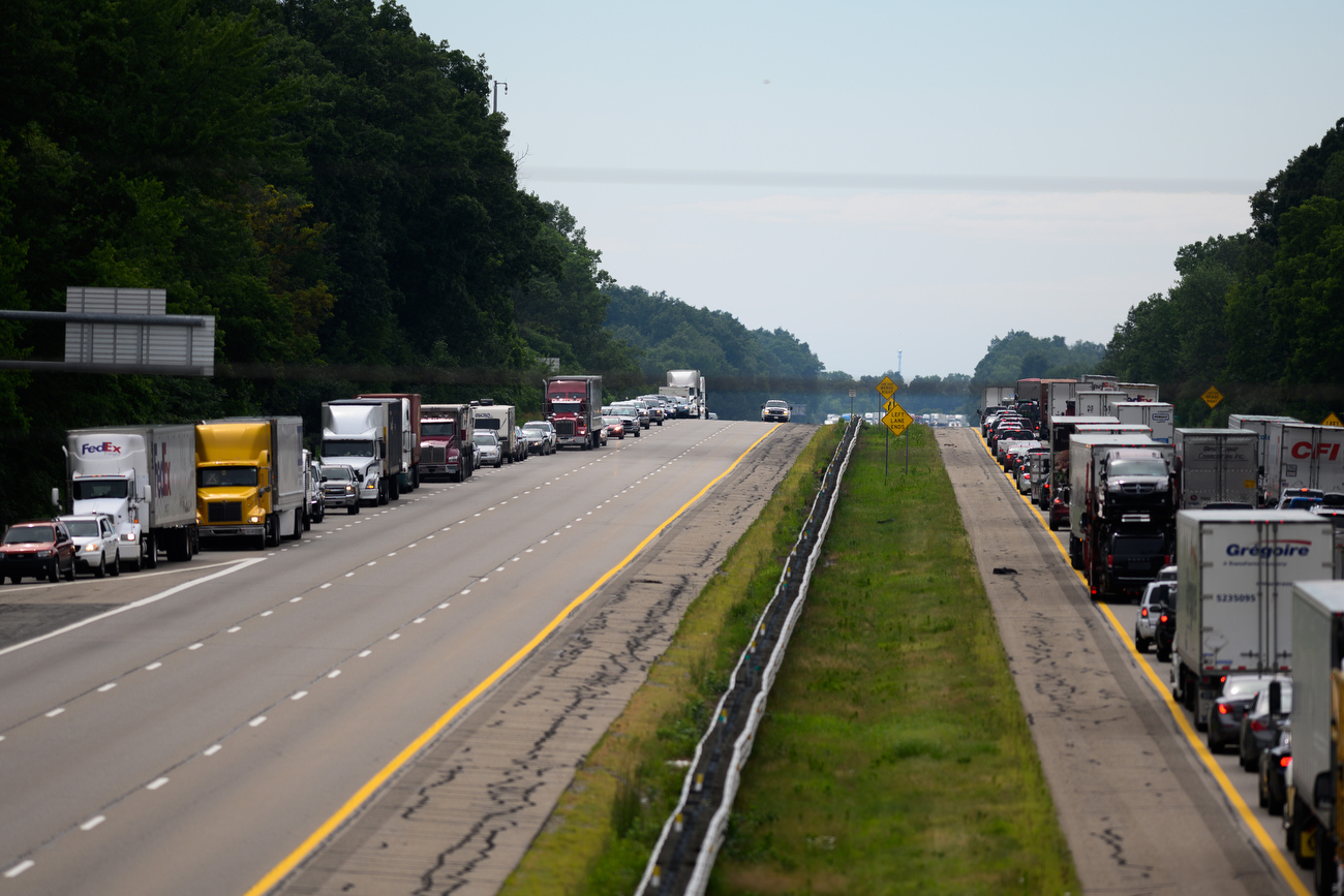Downed wires shut down all lanes of I-94 between Ann Arbor and Jackson ...