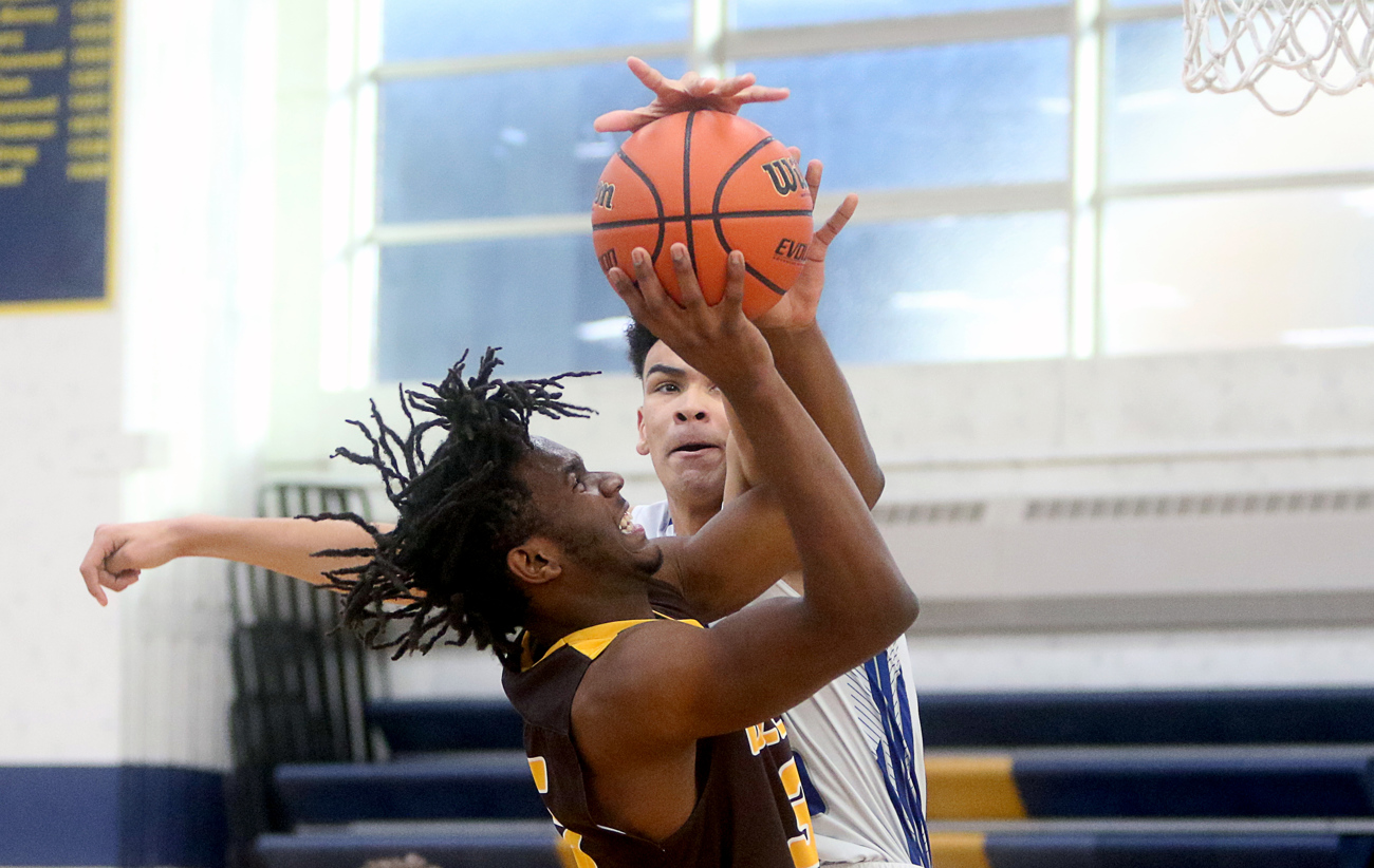 Delran vs. Salem boys basketball at Collingswood High School, Dec. 28 ...