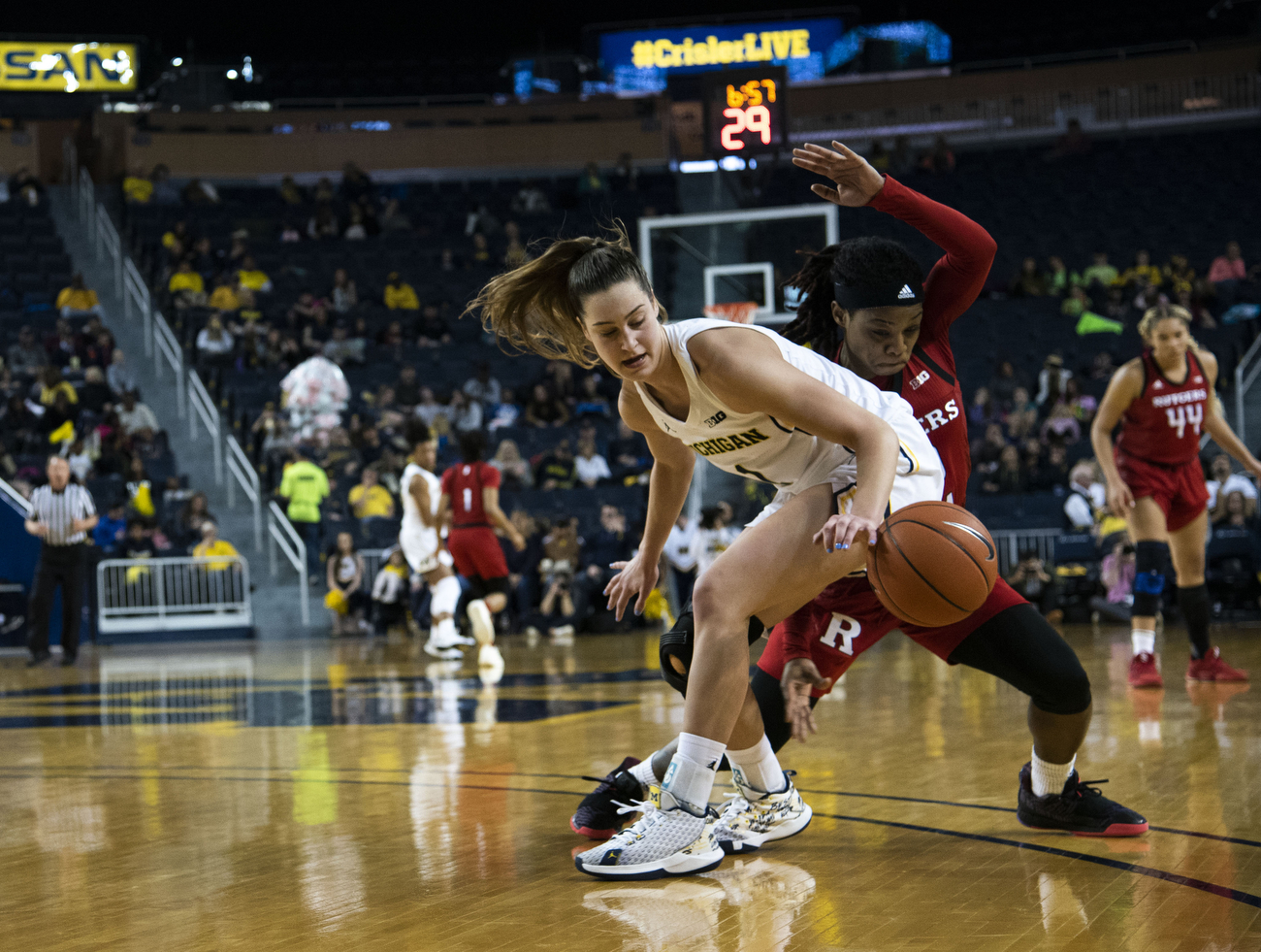 Michigan women's basketball defeats Rutgers 71-57 - mlive.com