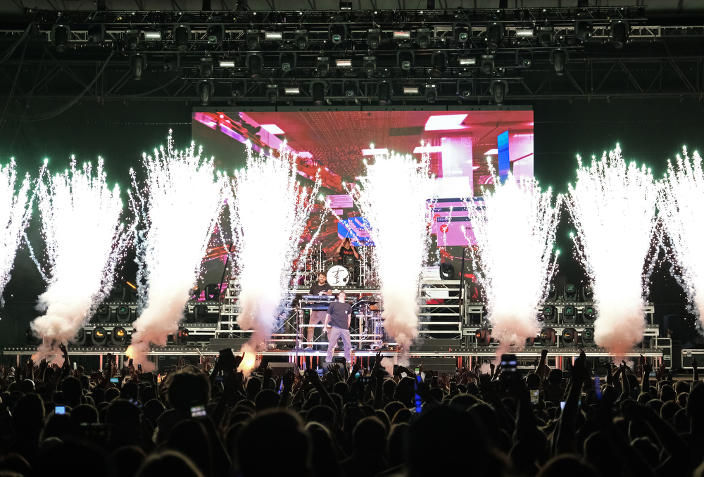 The Chainsmokers plays Wind Creek Steel Stage at Musikfest ...