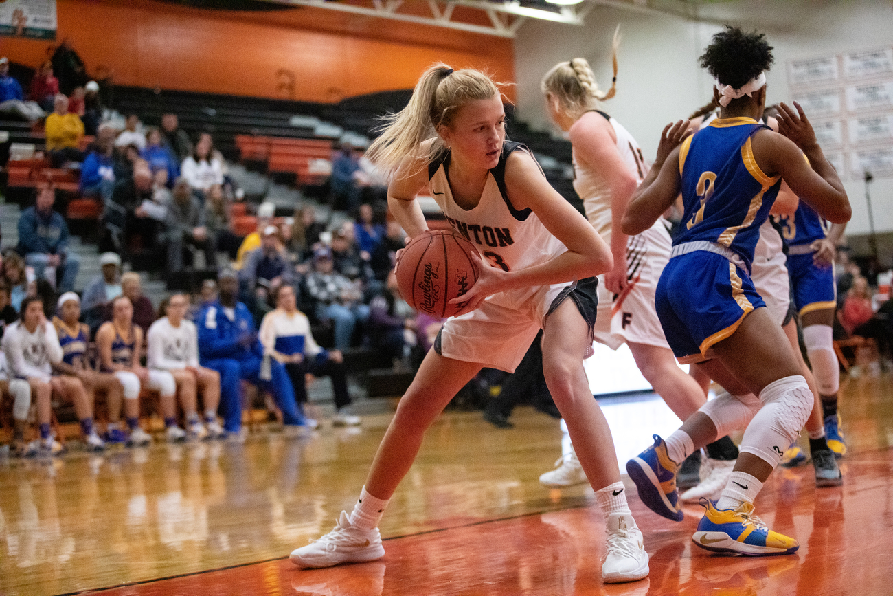 Fenton girls basketball defeats Kearsley - mlive.com