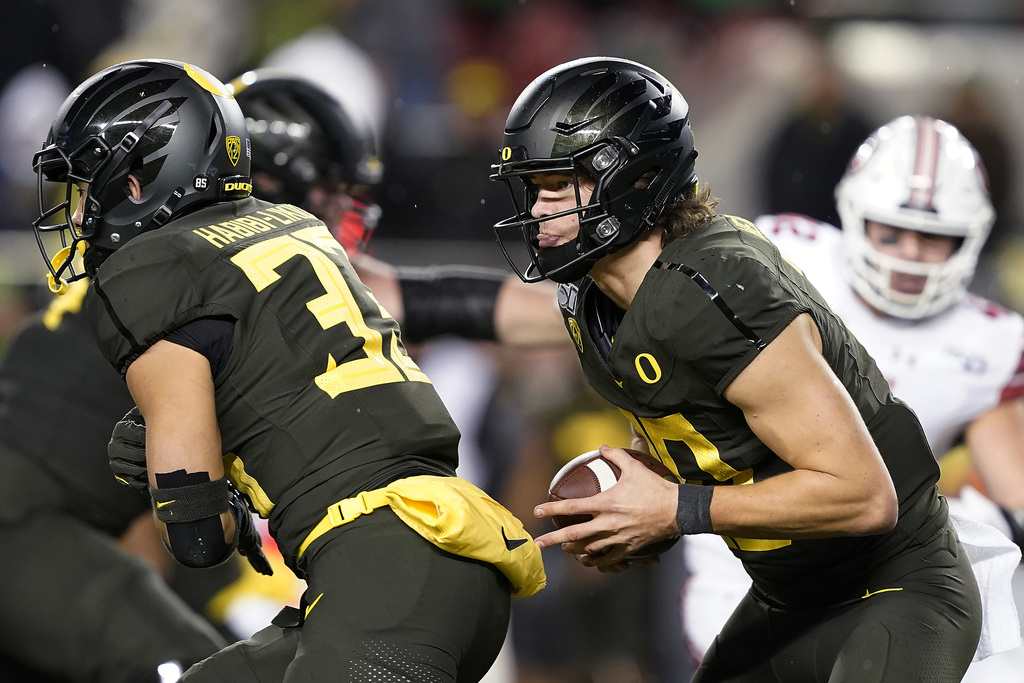 Oregon Ducks vs. Utah Utes in Pac-12 football championship game ...