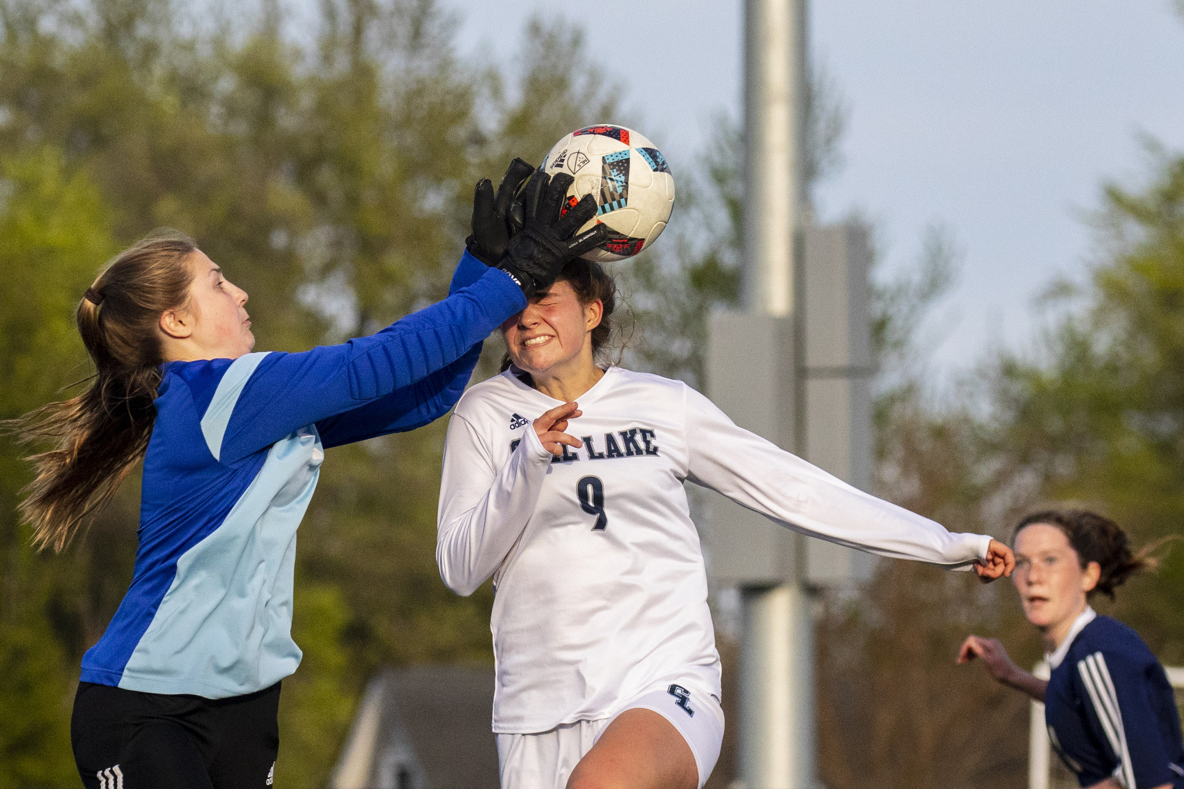 Julie Mellinger's Instagram, Twitter & Facebook on IDCrawl