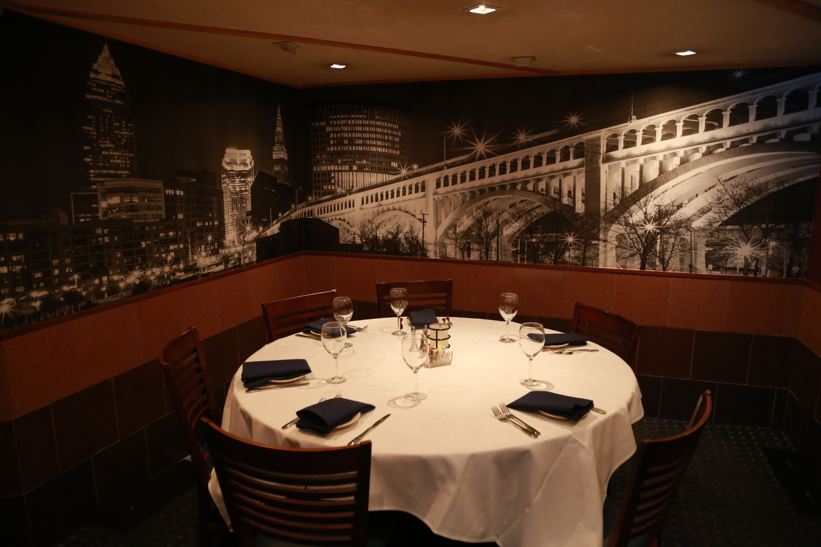 Don's Lighthouse Grille in Cleveland - cleveland.com
