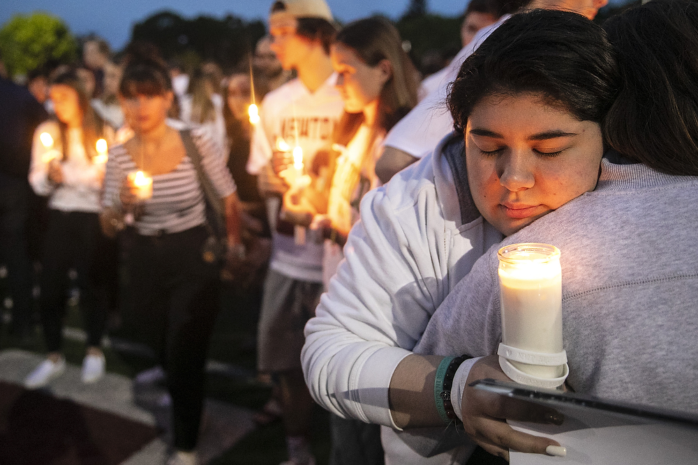Hundreds mourn Alexis “Lexi” Faye at vigil in Newton - nj.com