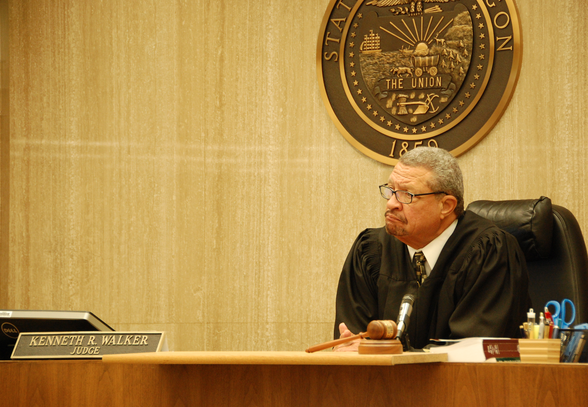 Men convicted of dumping lubricant and glitter on cops - oregonlive.com