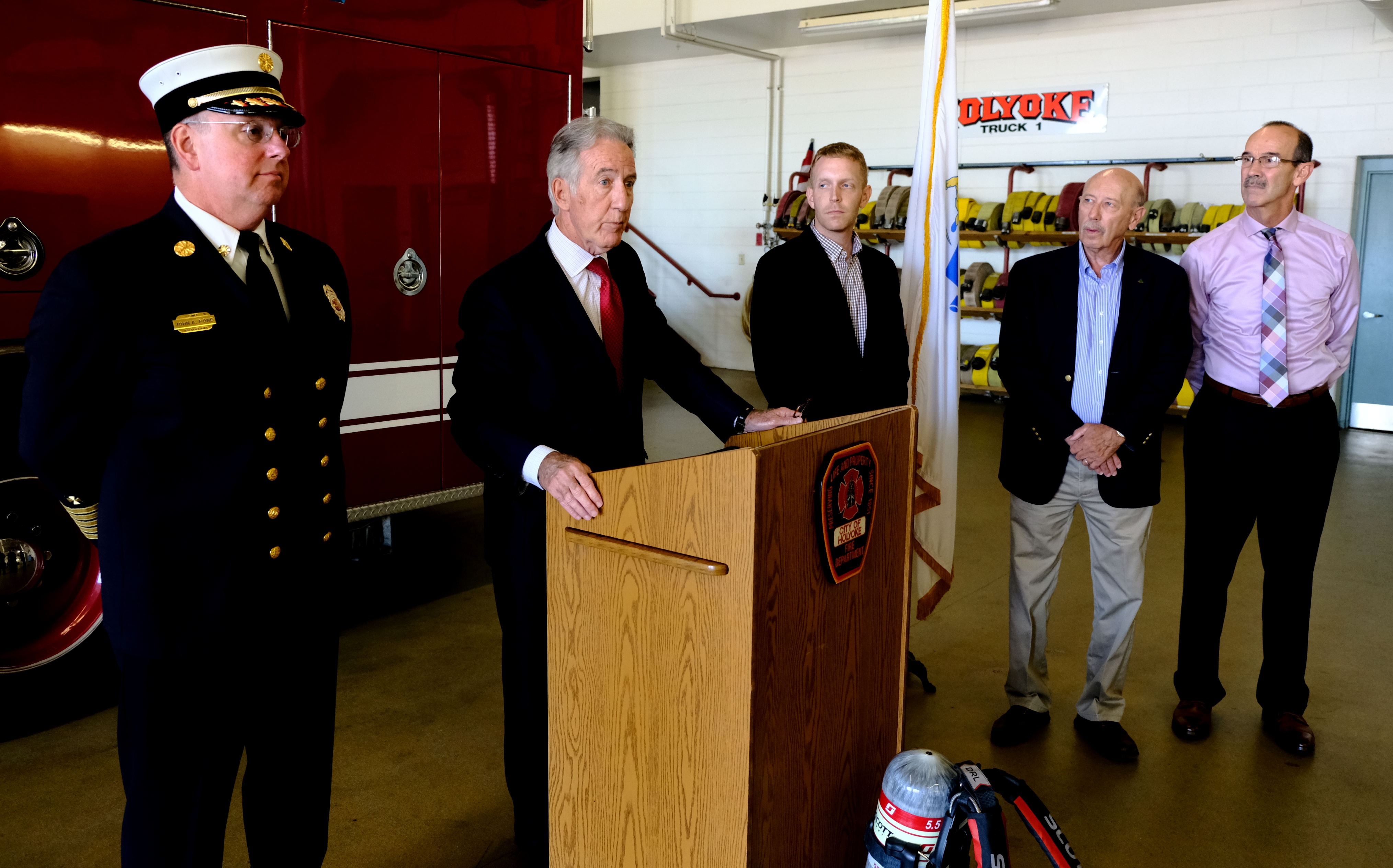Holyoke Fire Department awarded $1.1M in grants; US Rep. Richard Neal ...