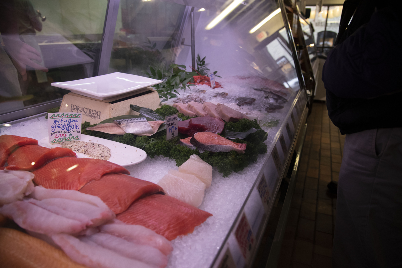 Monahan's Seafood celebrates 40 years of business - mlive.com