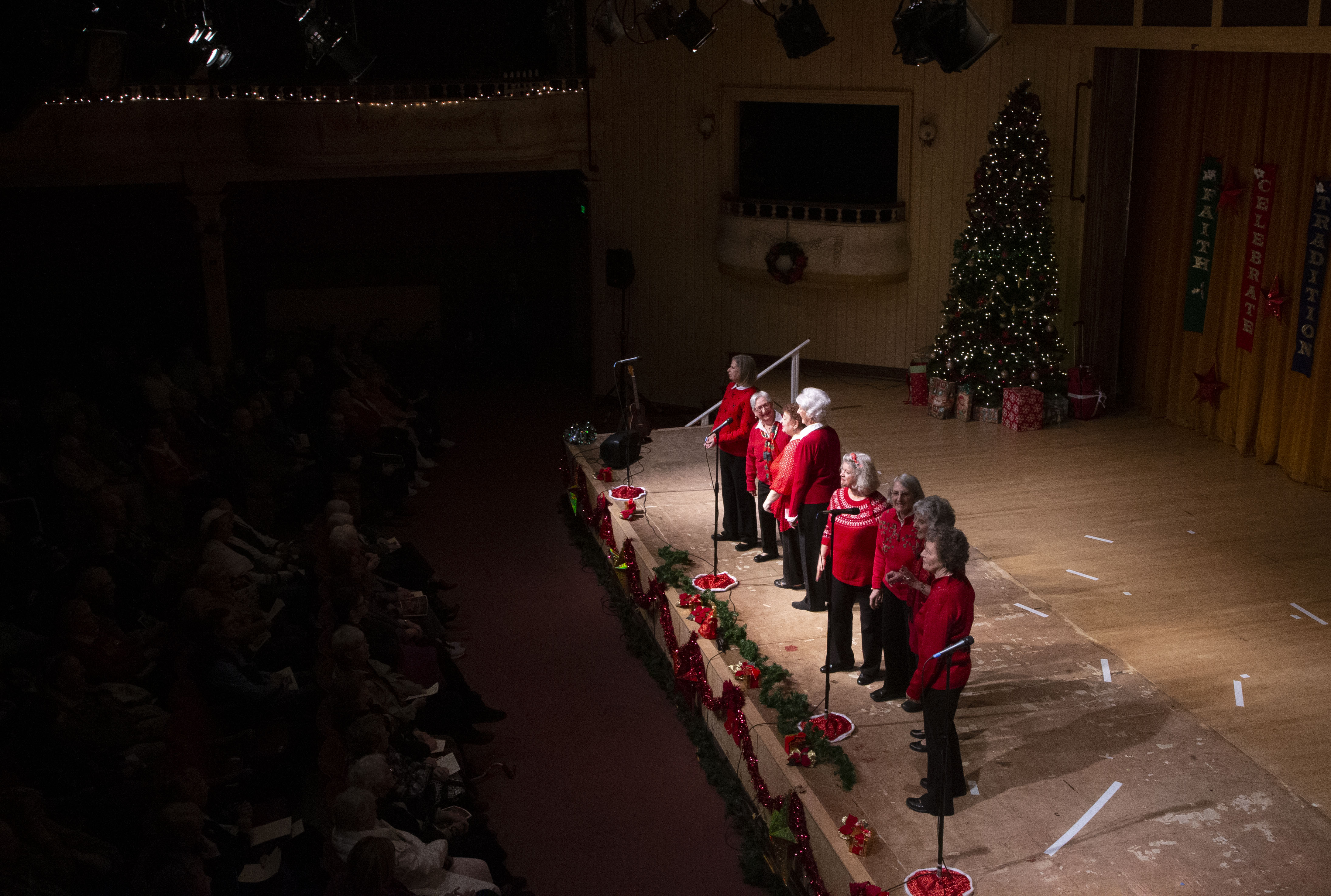 Northwest Senior Theatre production of "Christmas is Just Around the ...