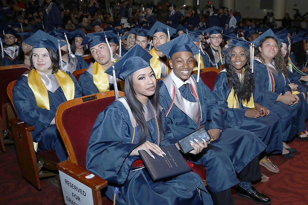 Seen@ The 2019 Springfield High School of Science & Technology ...