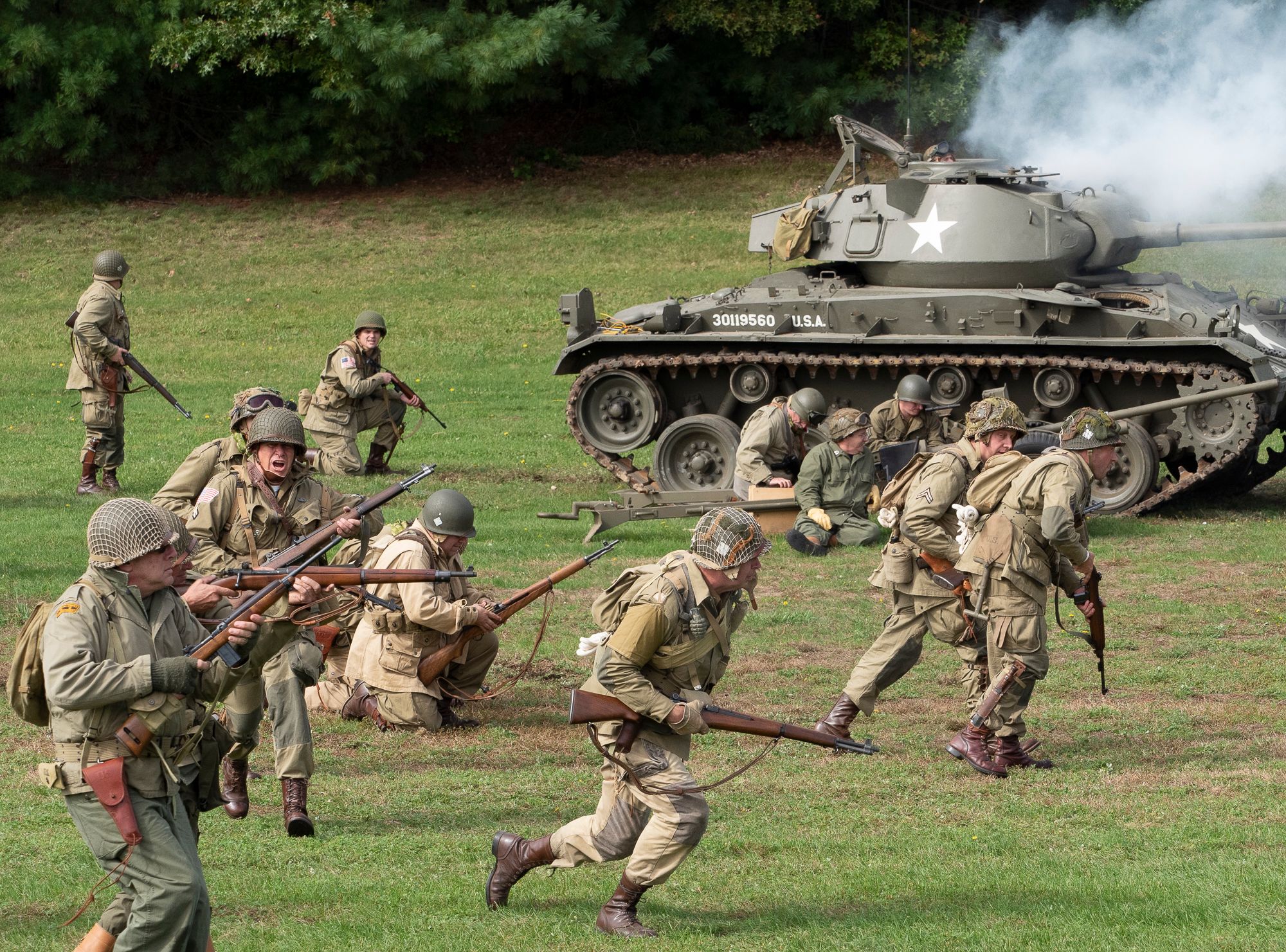 FARK.com: (12828386) Civil War reenactor pleads guilty to placing non ...