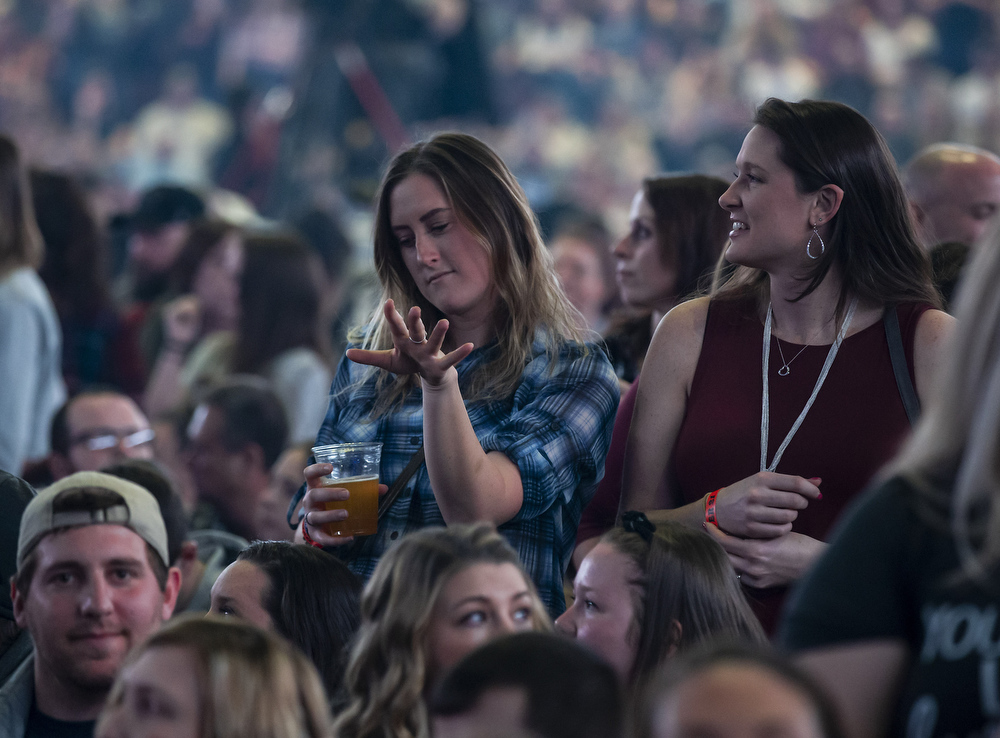 Luke Combs performs at the Giant Center - pennlive.com
